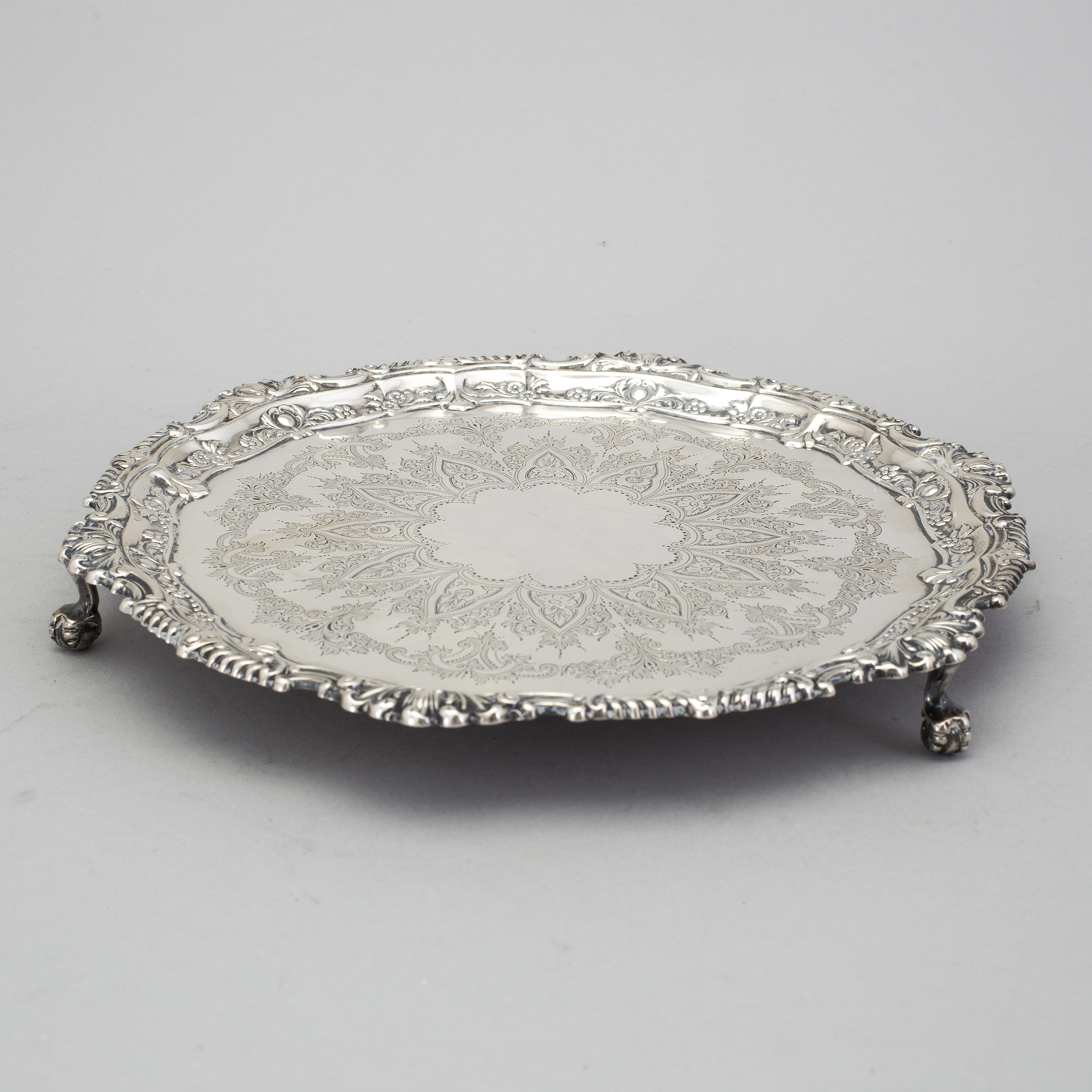 SALVER, silver, George Jackson & David Fullerton, London 1898. Vikt ca ...