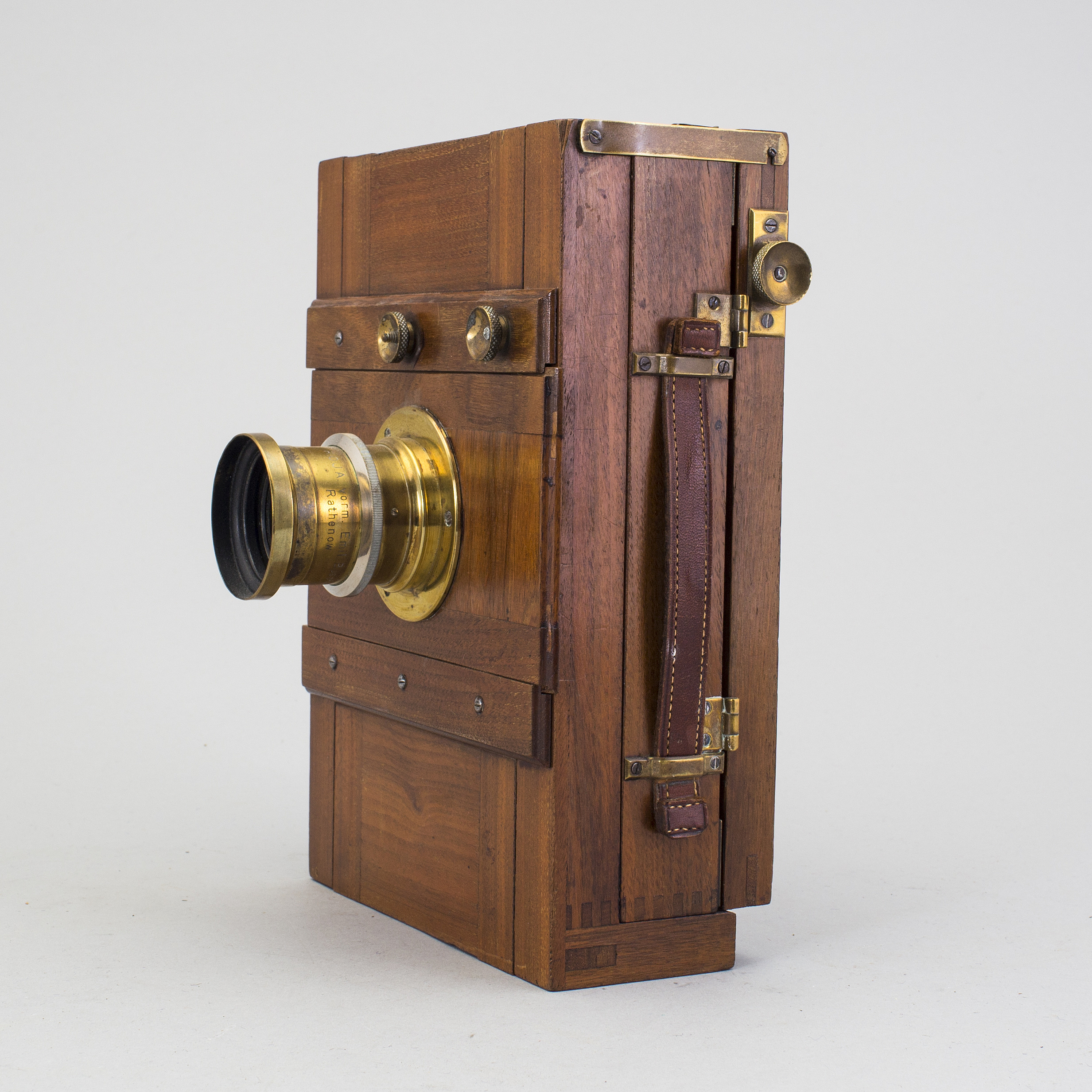 An early 20th century field camera. - Bukowskis