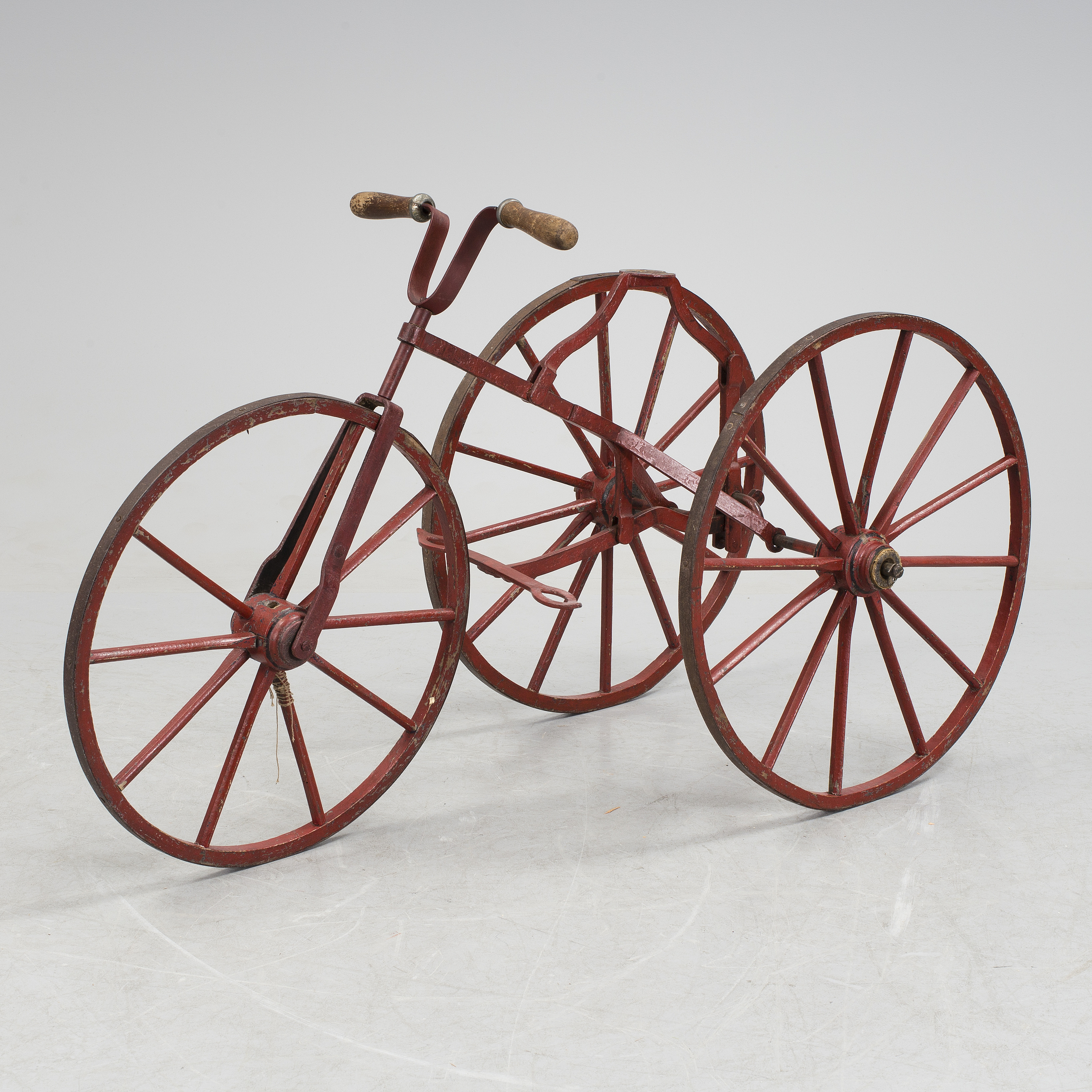An early 20th century tricycle bike. - Bukowskis