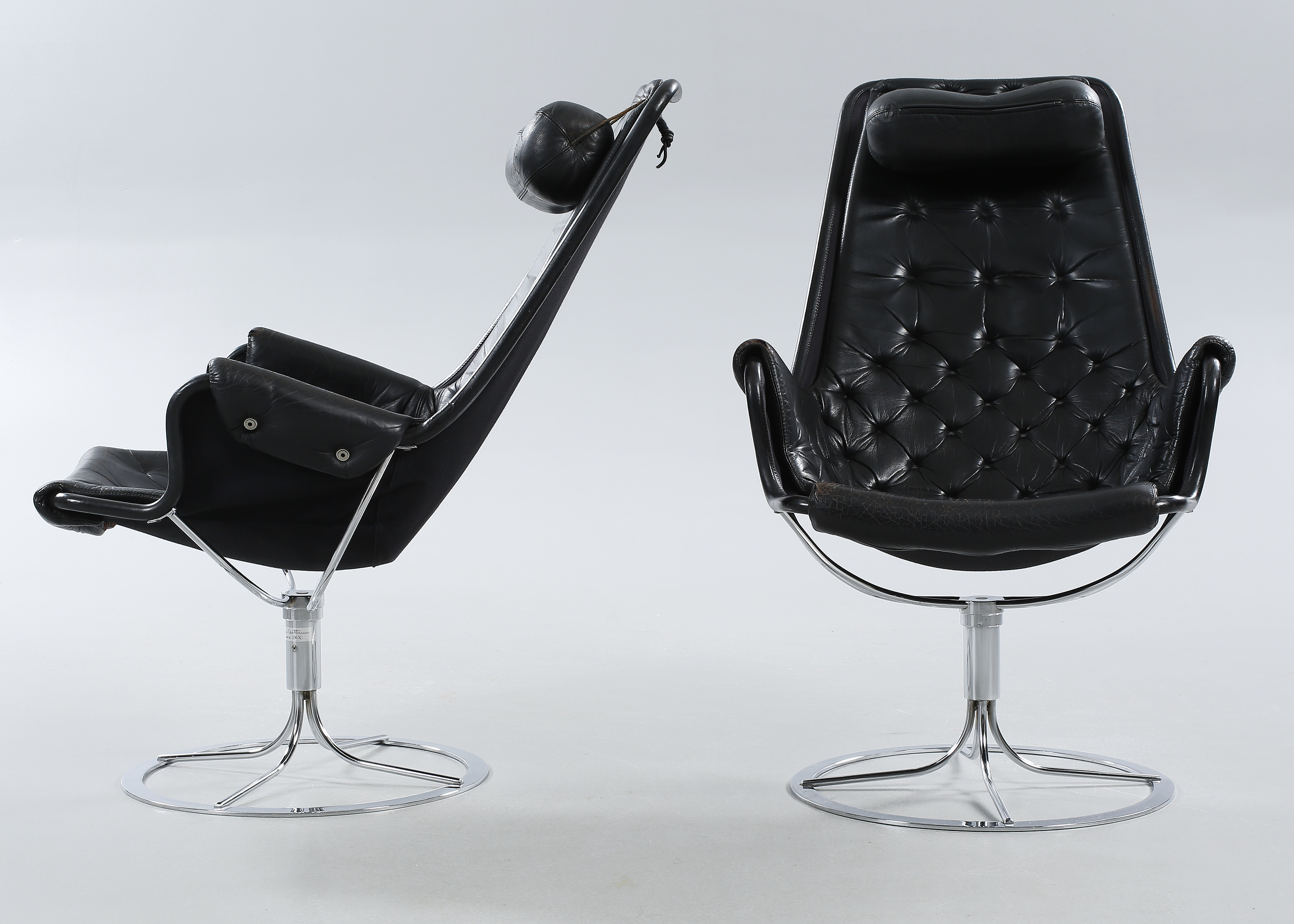 BRUNO MATHSSON, A pair of "Jetsons" chairs by Dux, 20th century ...