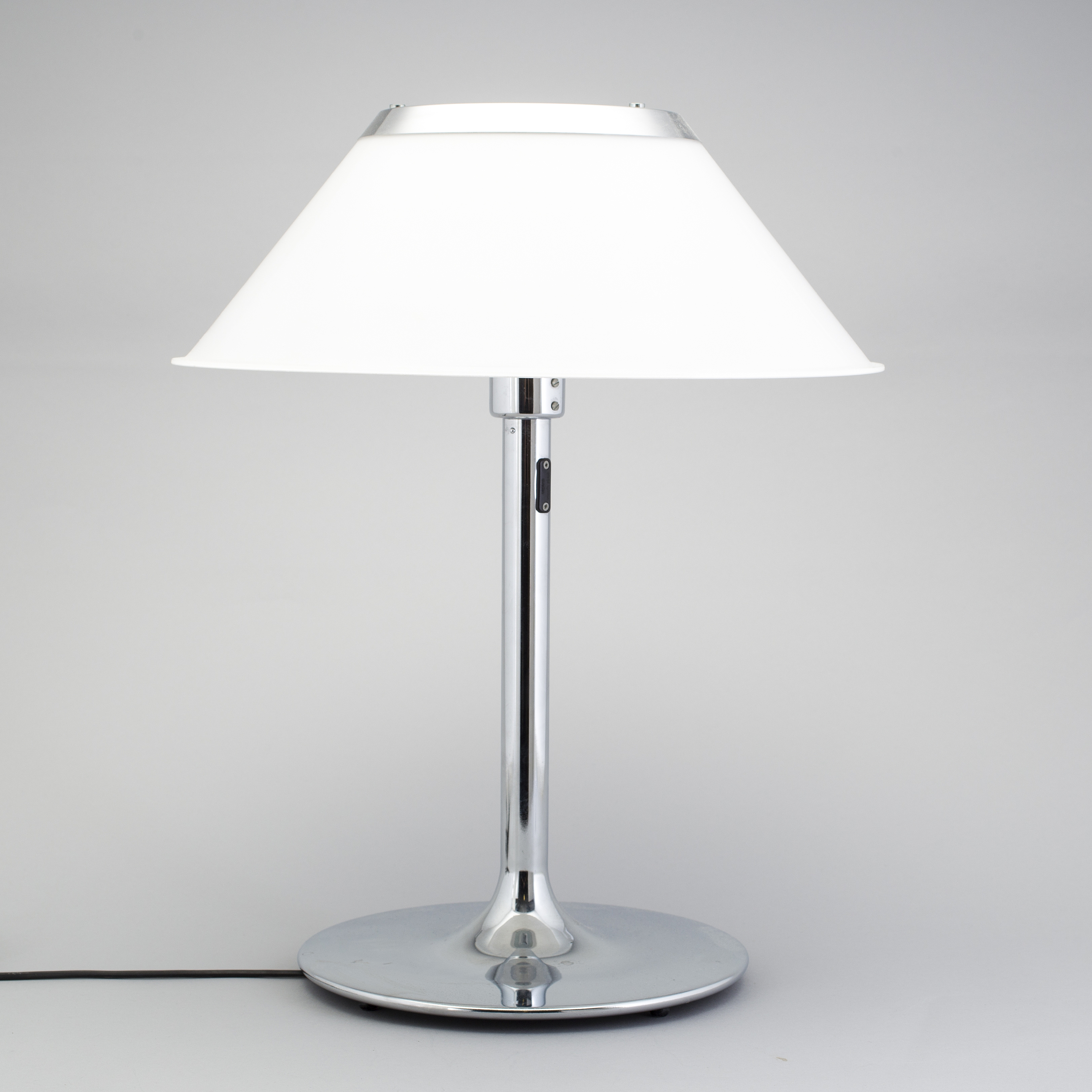 A Per Sundstedt 'Mars' table light from Ateljé Lyktan, Åhus. - Bukowskis