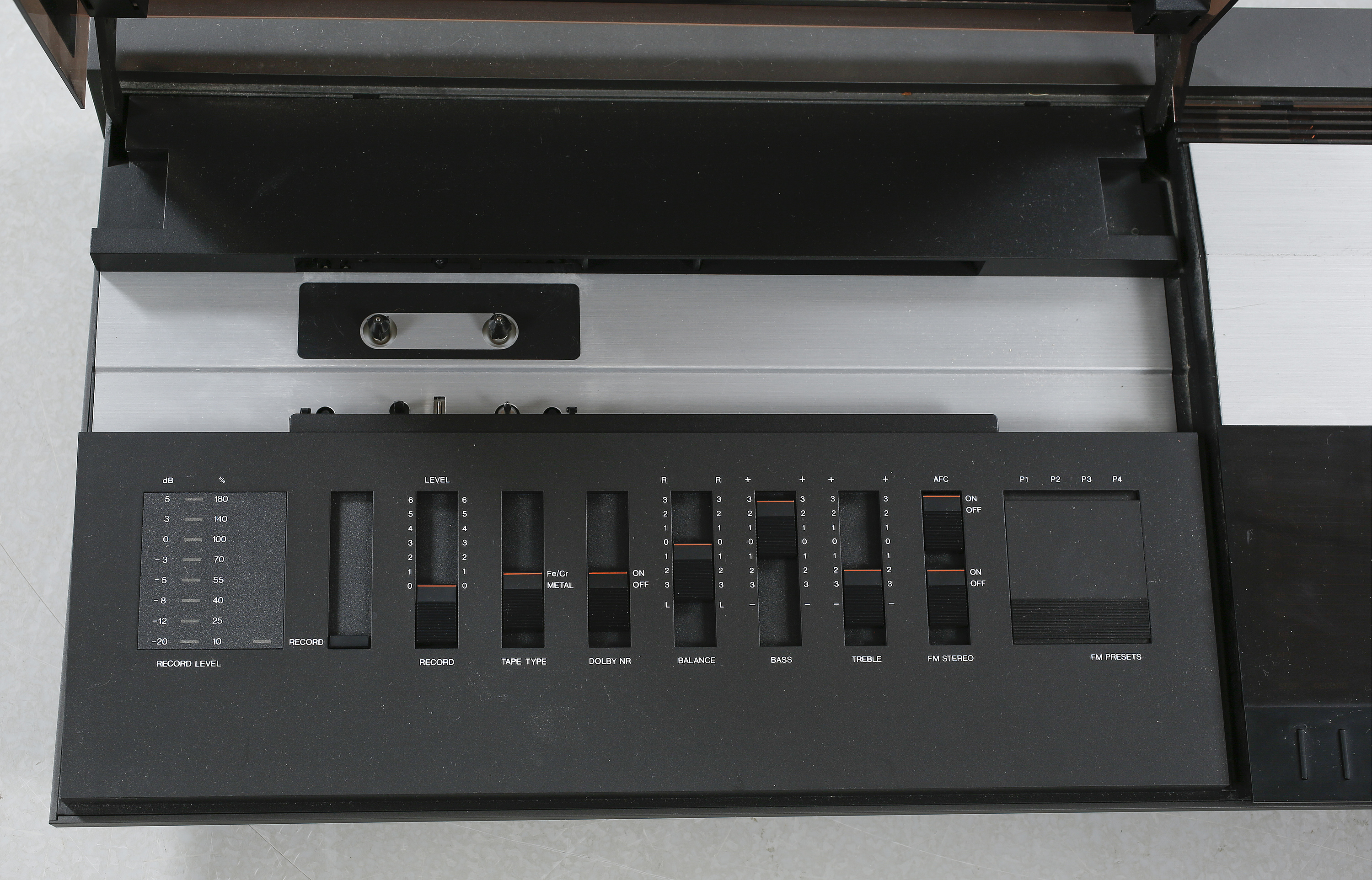 BANG & OLUFSEN, Beocenter 2100 samt Beogram 5500, 1900-talets fjärde ...