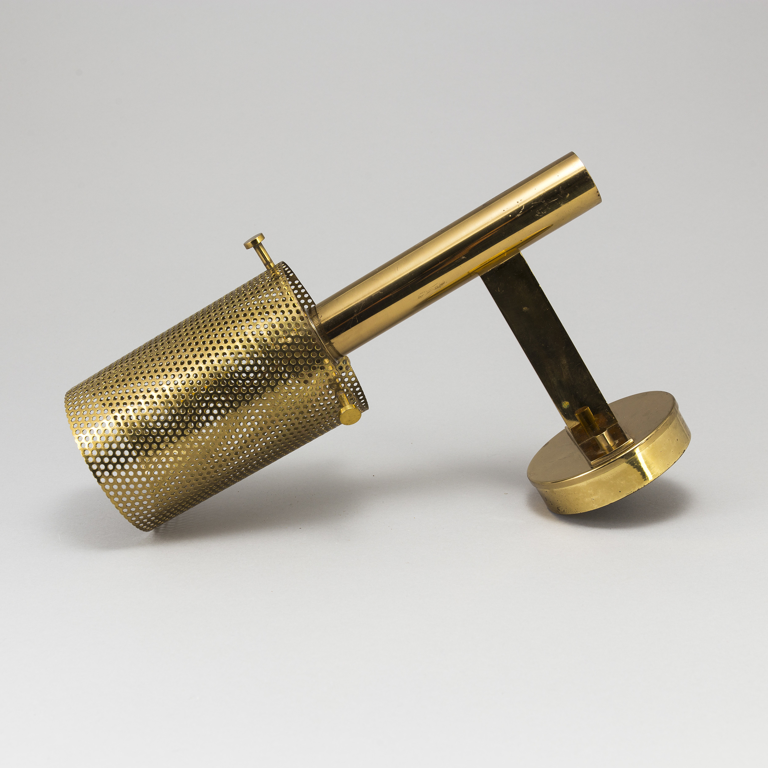 VÄGGLAMPA, mässing, Hans-Agne Jakobsson, Markaryd, 1900-talets andra ...