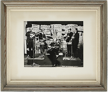 SIGNERAT FOTOGRAFI, "Skäggen", cirka 1963. Signerat av bl. a. Åke ...