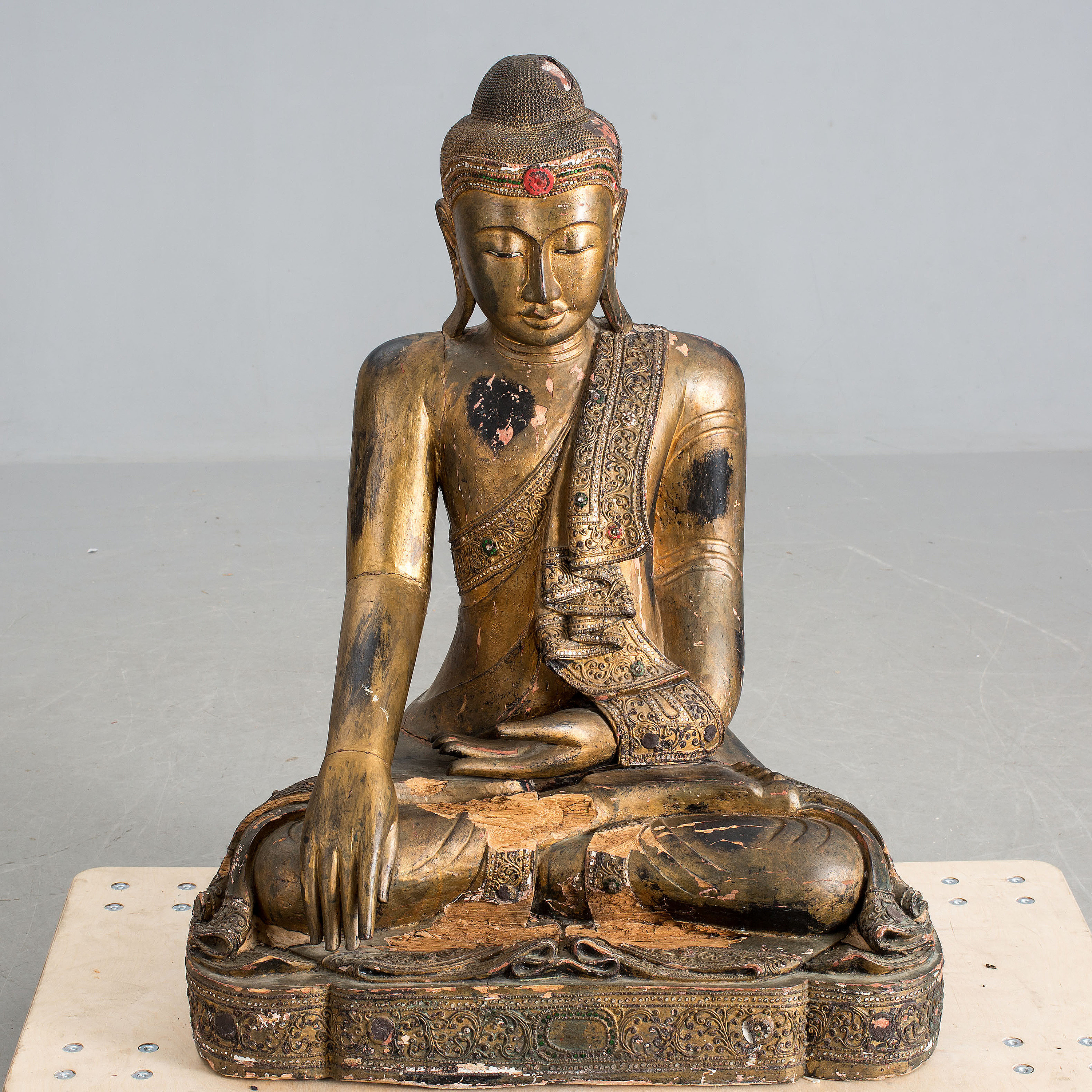 BUDDHA, trä. Thailand, 1900-talets början sannolikt. - Bukowskis
