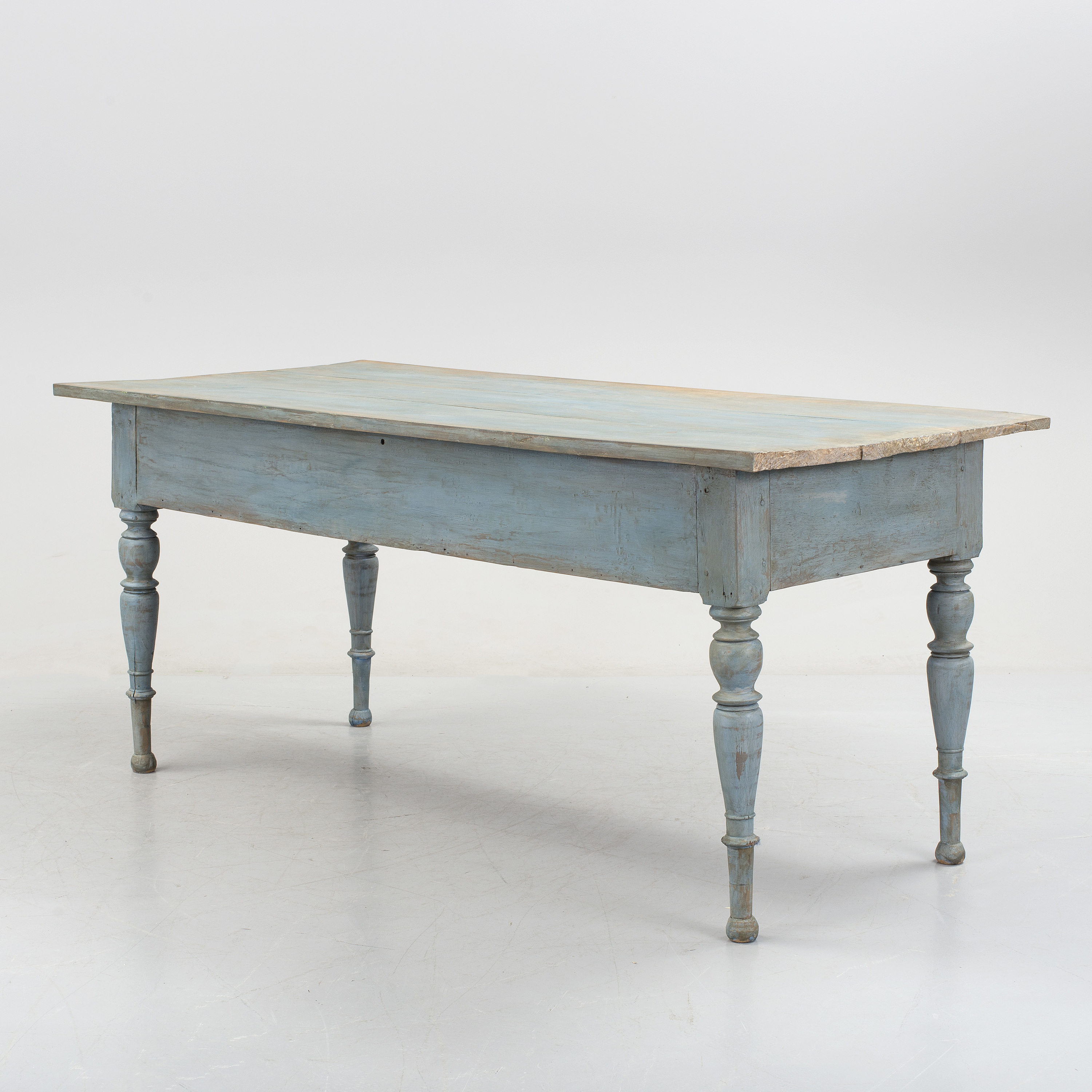 A mid 1800s table. - Bukowskis