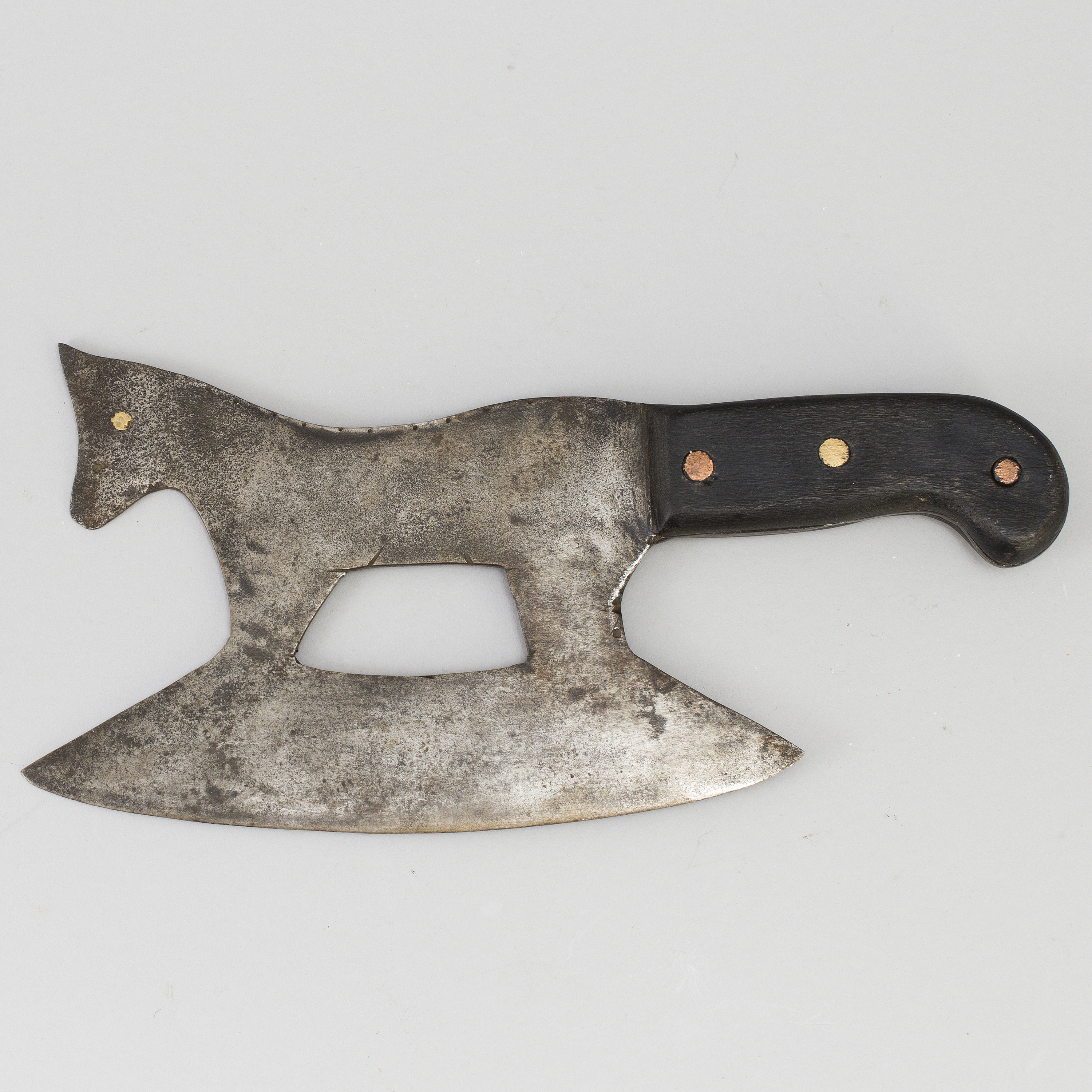 A 1800s iron axe. - Bukowskis