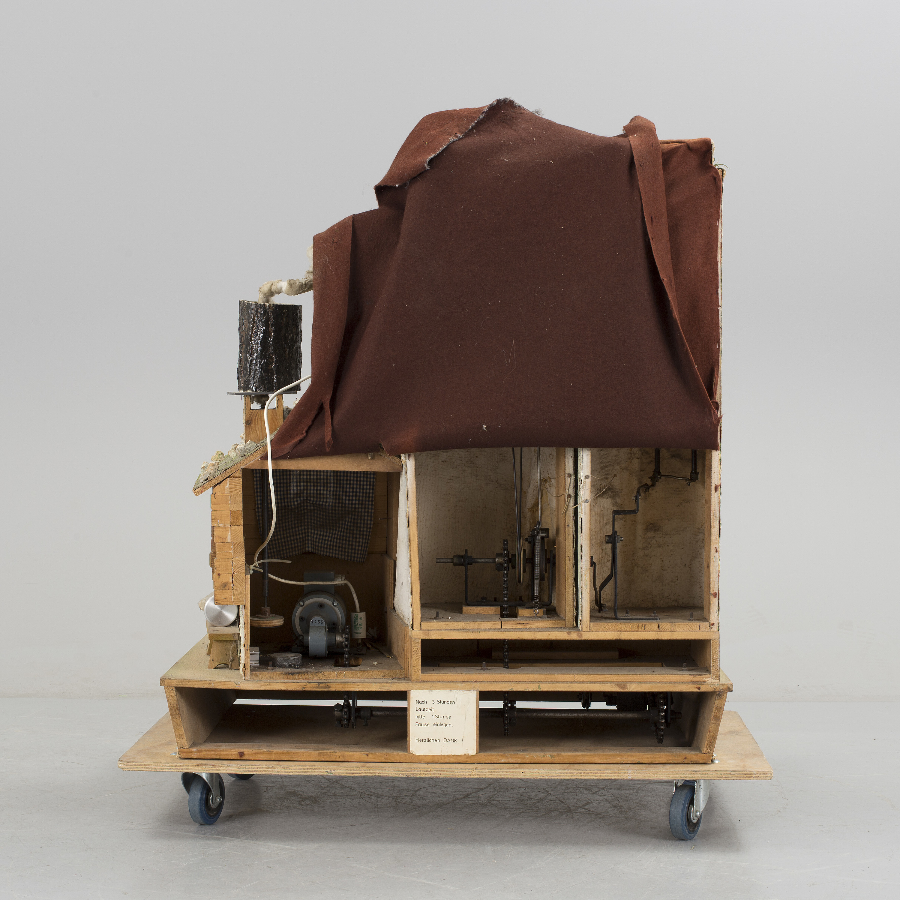 A Steiff store display from 1969. - Bukowskis