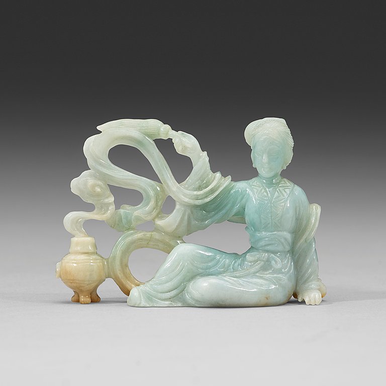 A Chinese nephrite figure of a lady, Qing dynasty (1644-1912). - Bukowskis