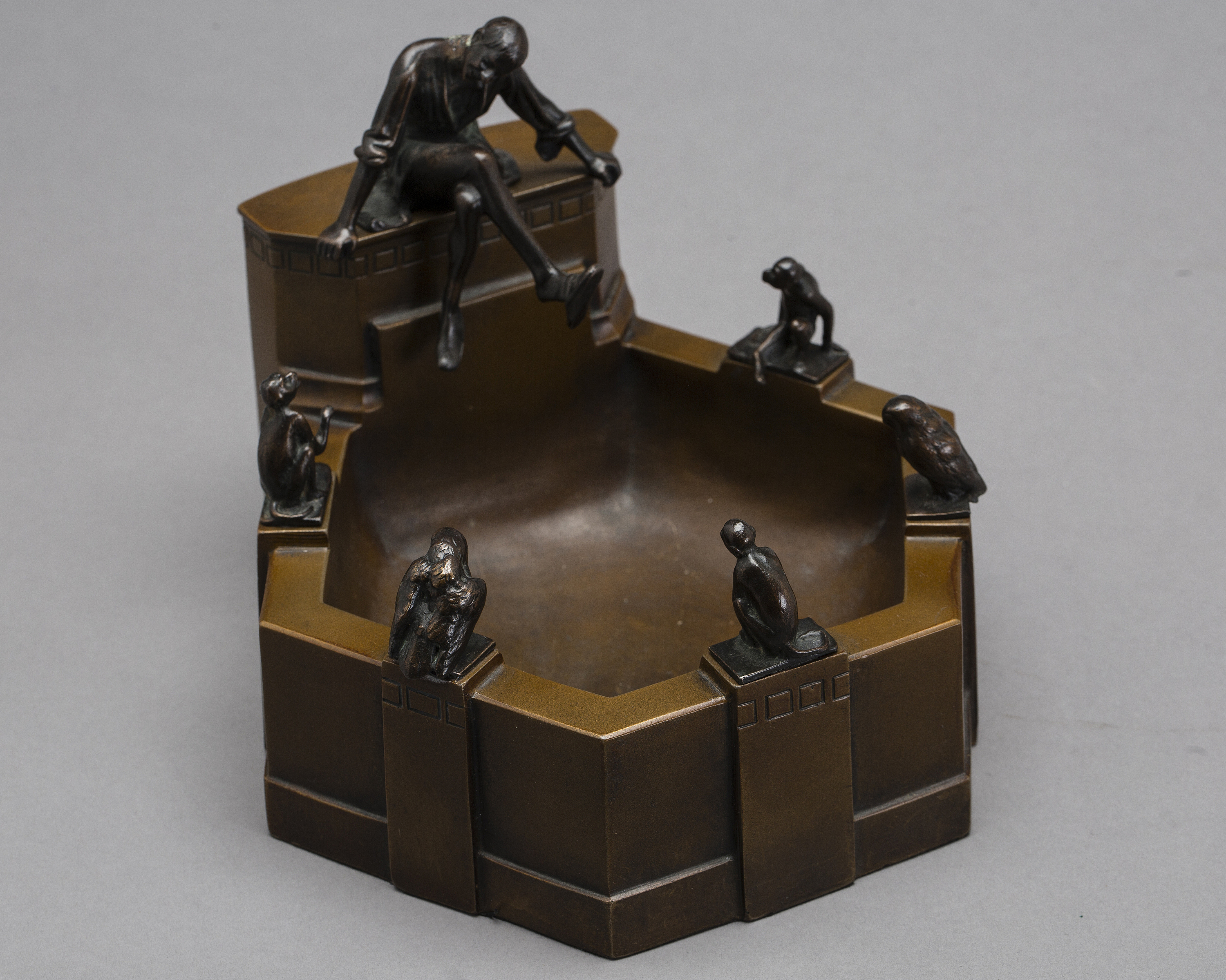 ARNOLD KRAMER, ARNOLD CRAMER, skulpture, signed. - Bukowskis