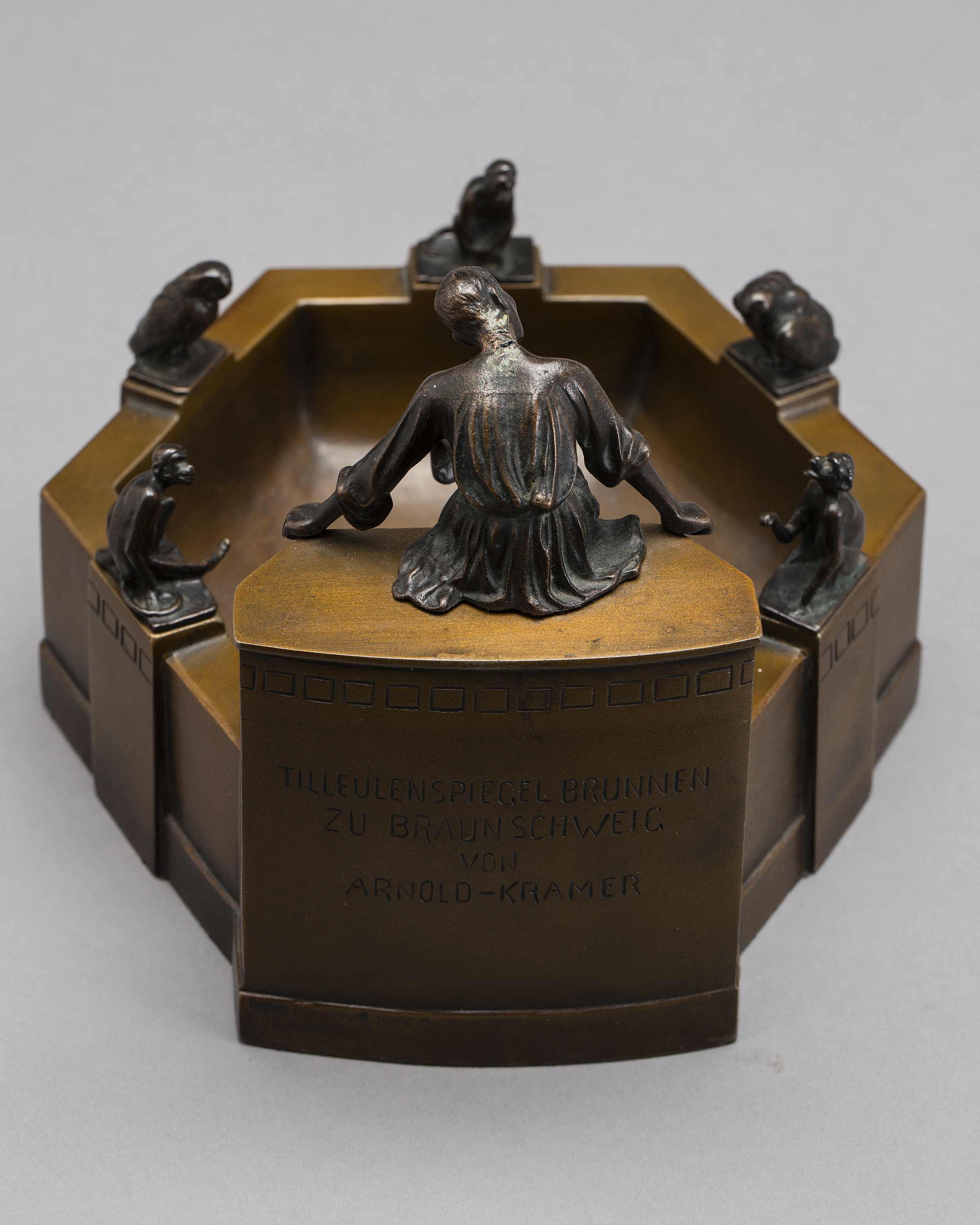 ARNOLD KRAMER, ARNOLD CRAMER, - Bukowskis