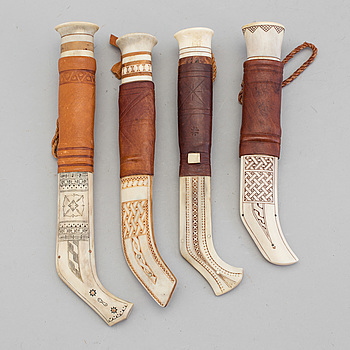 A lot of four signed traditional sami knives. - Bukowskis