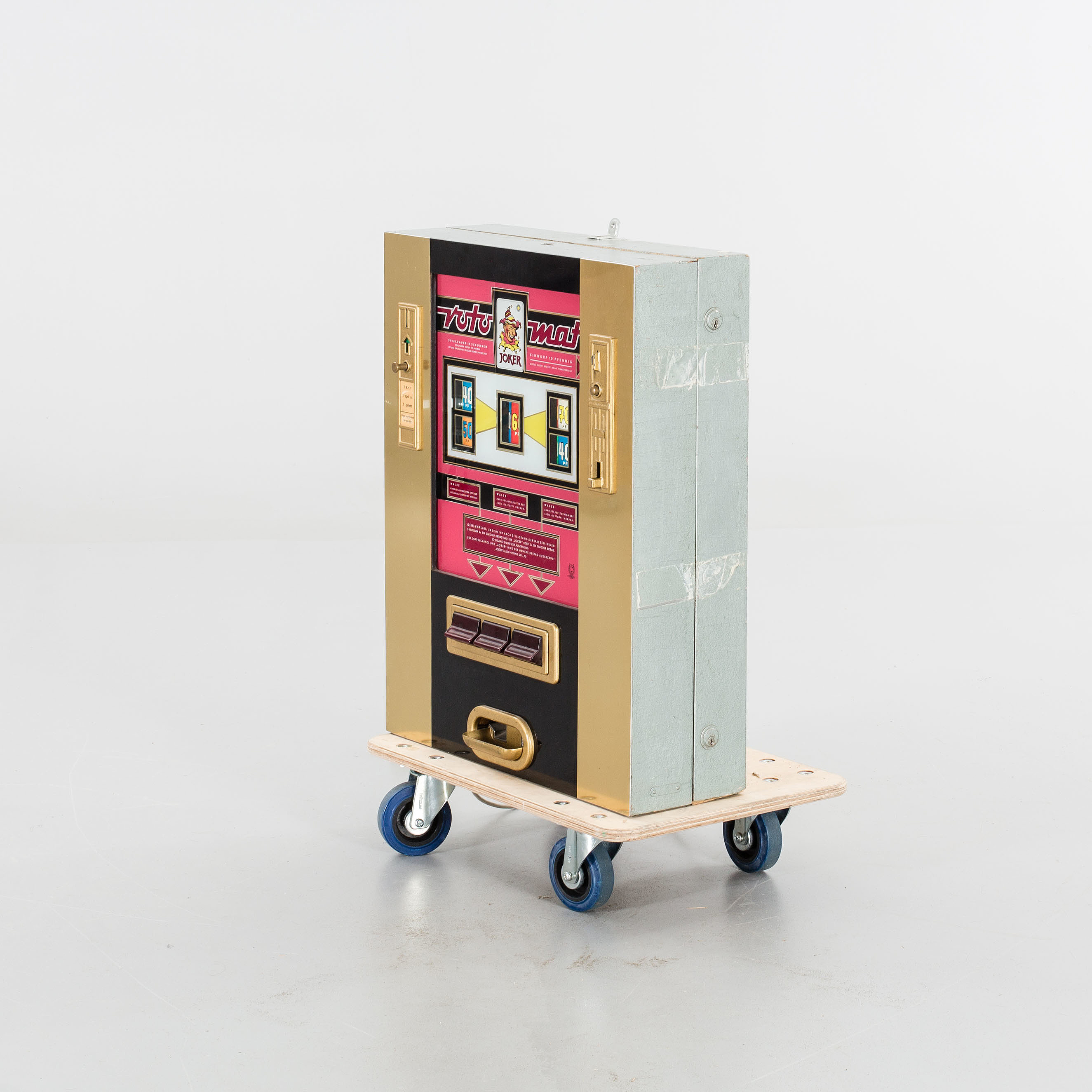 A GERMAN SLOT MACHINE "ROTOMAT JOKER" 1960-70'S. - Bukowskis