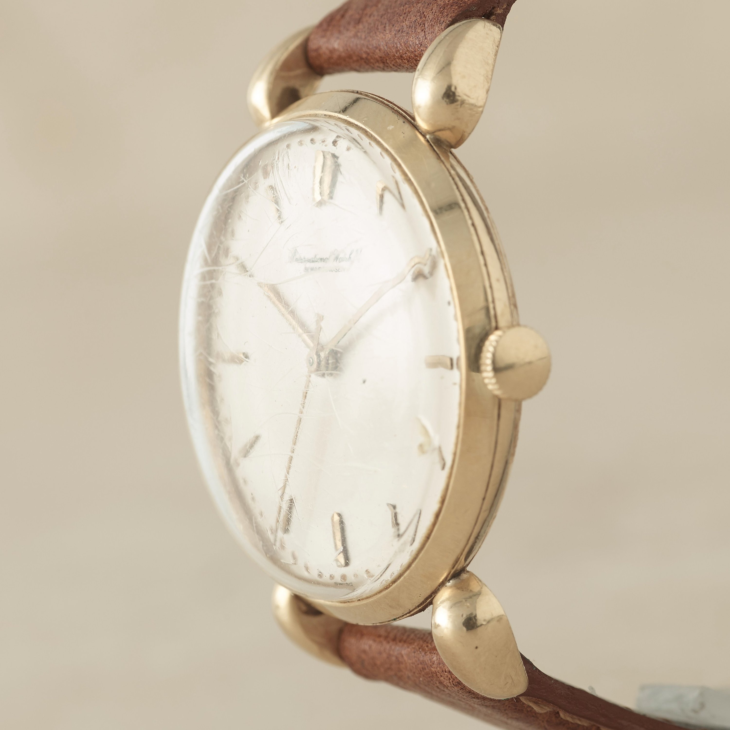 INTERNATIONAL WATCH Co, Schaffhausen, "IWC", "Claw lugs", wristwatch ...