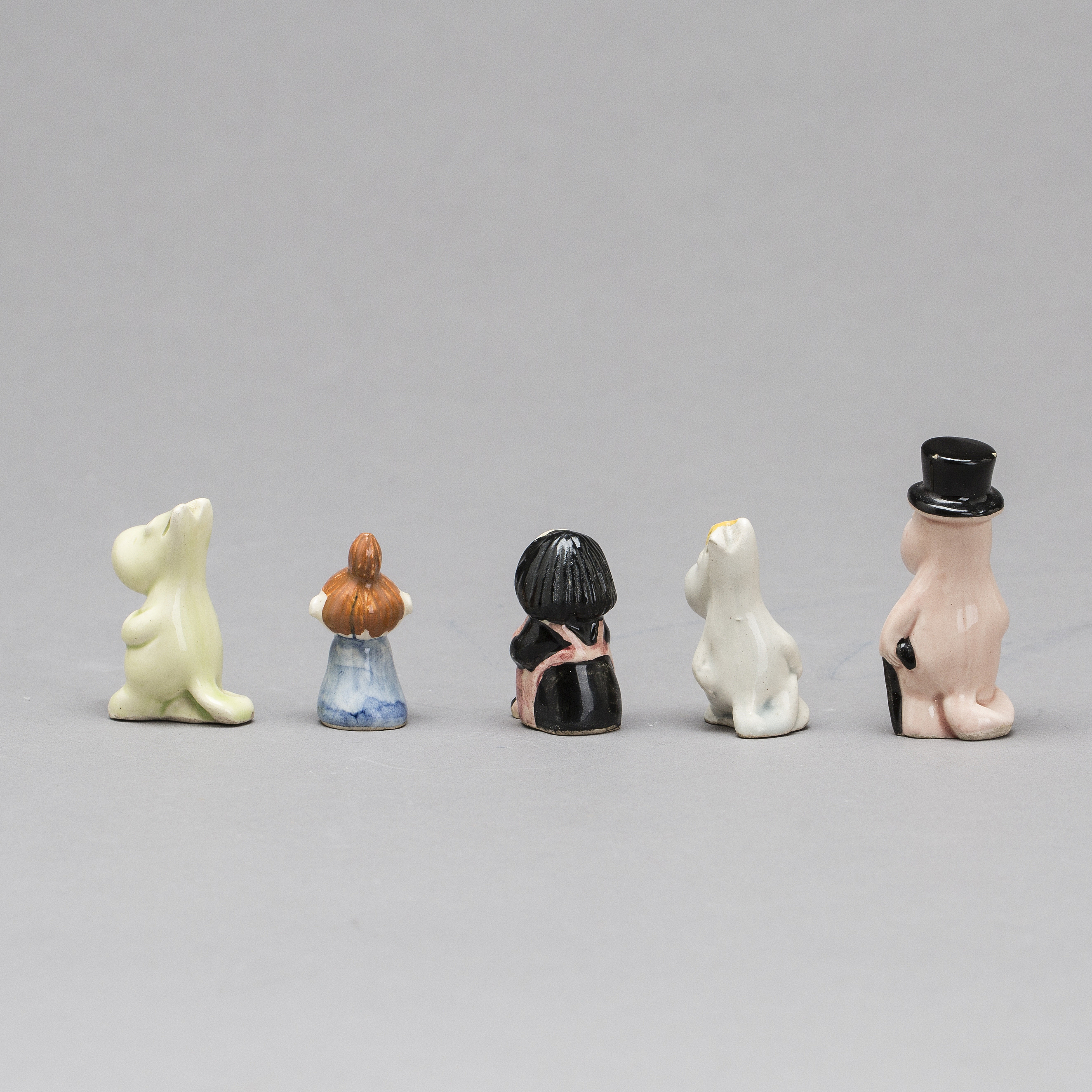 A SET OF FIVE MOOMIN MINI FIGURINES, CERAMIC, Signe Hammarsten-Jansson ...