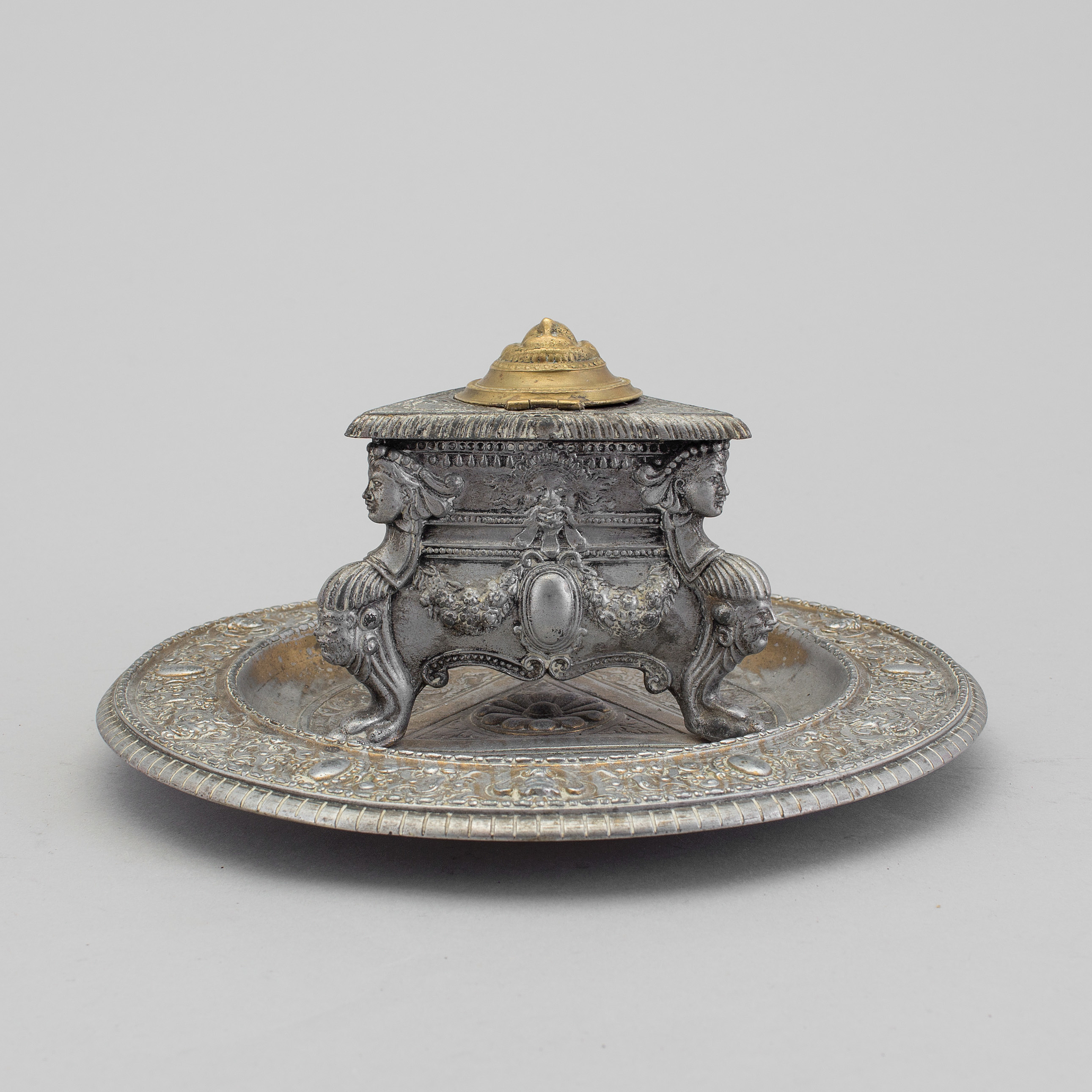 A late 19th century inkwell. - Bukowskis