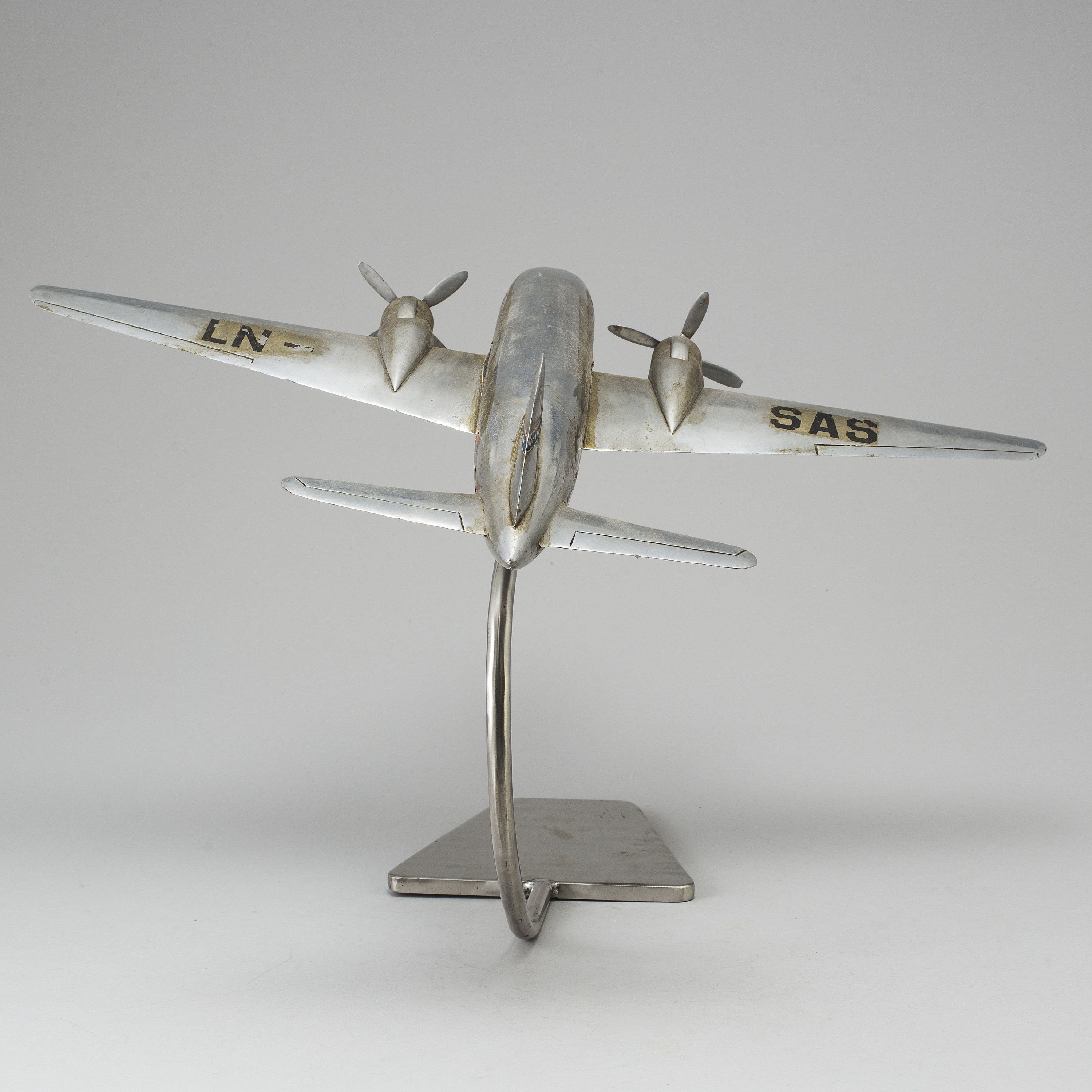 RESEBYRÅMODELL, SAS-flygplan, 1950-tal. - Bukowskis