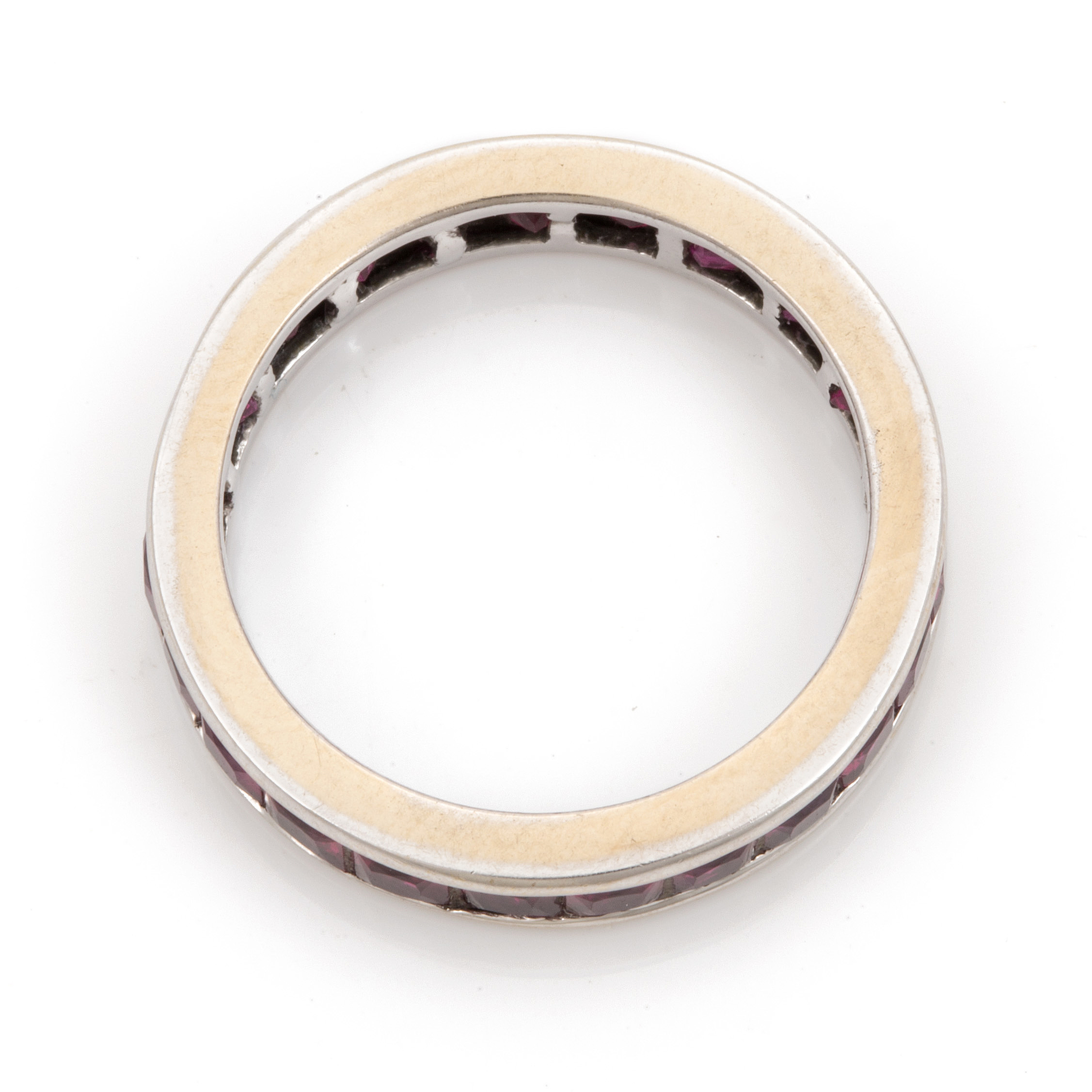 A circa 4.30 ct ruby eternity ring. - Bukowskis