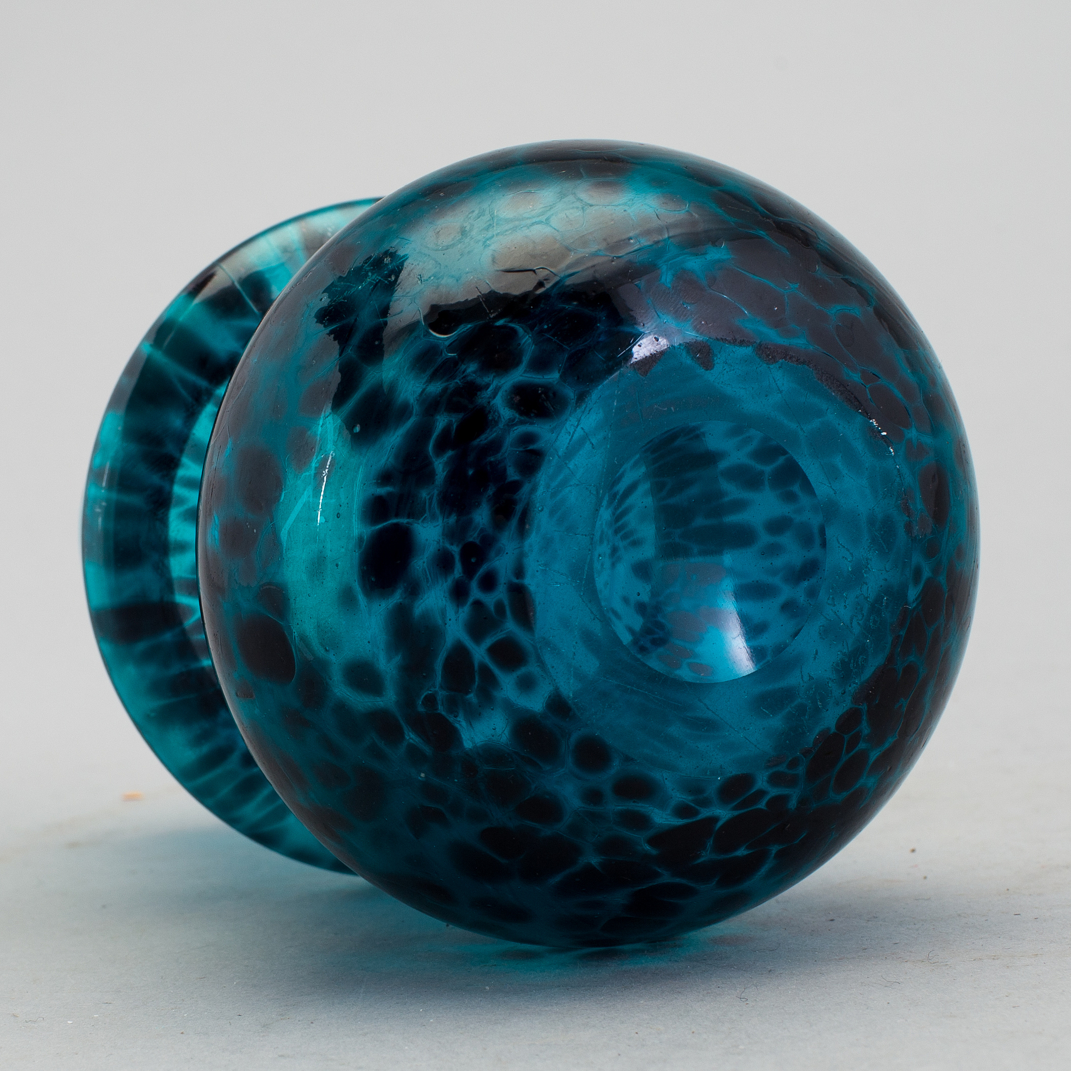 SAARA HOPEA, a glass vase from Nuutajärvi Notsjö, Finland, signed and ...