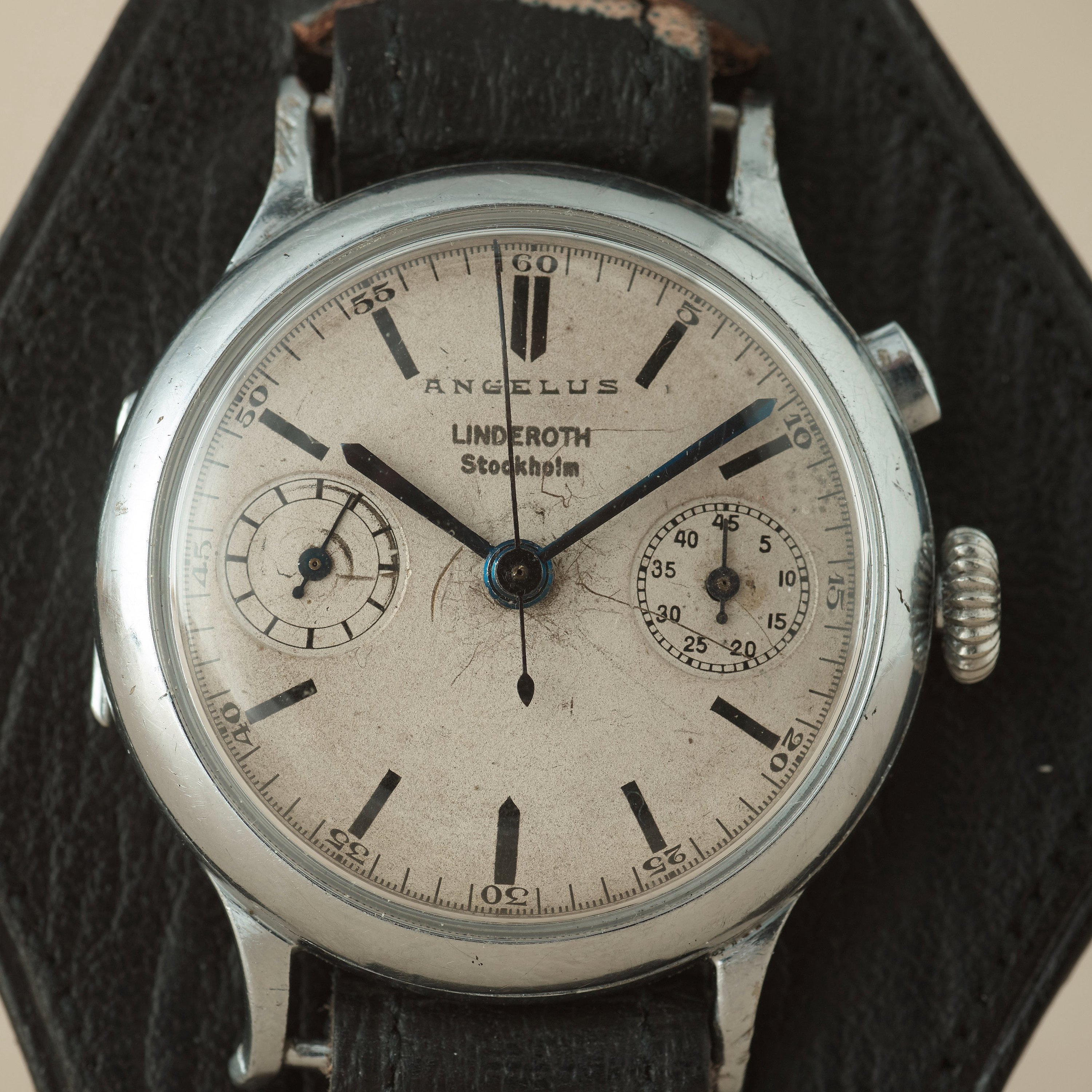 ANGELUS, "LINDEROTH, Stockholm", Single button chronograph, wristwatch ...
