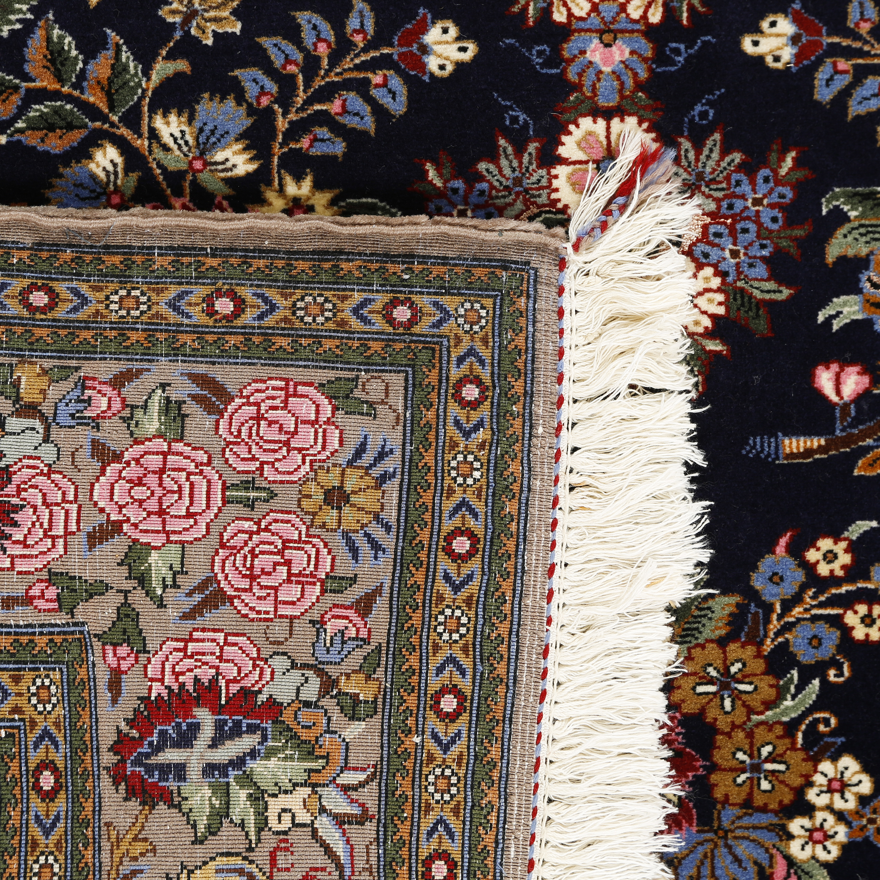 A Ghom rug, part silk, 209 x 137 cm. - Bukowskis