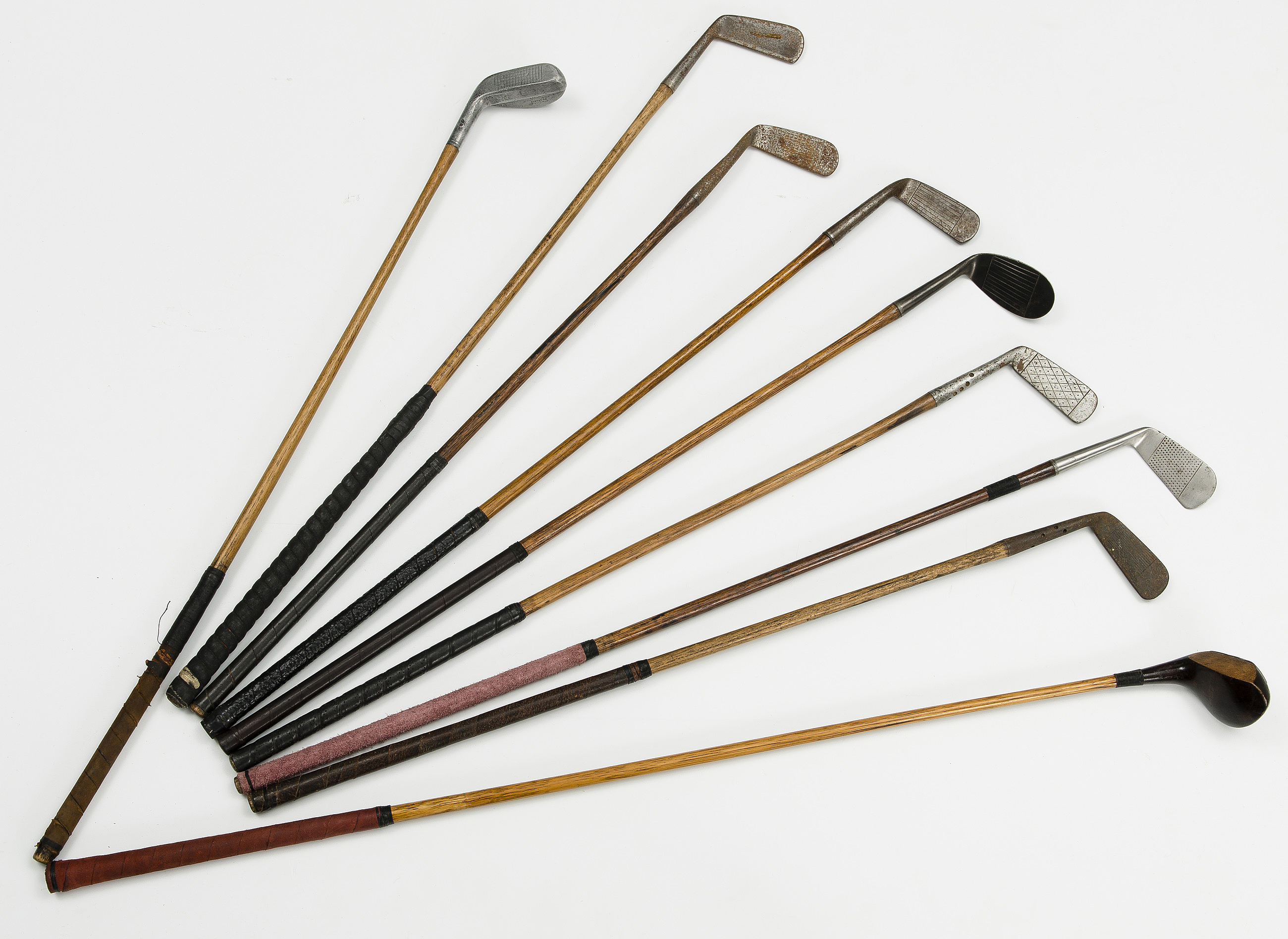 Nine golf clubs, Great Britain, early 1900s. - Bukowskis