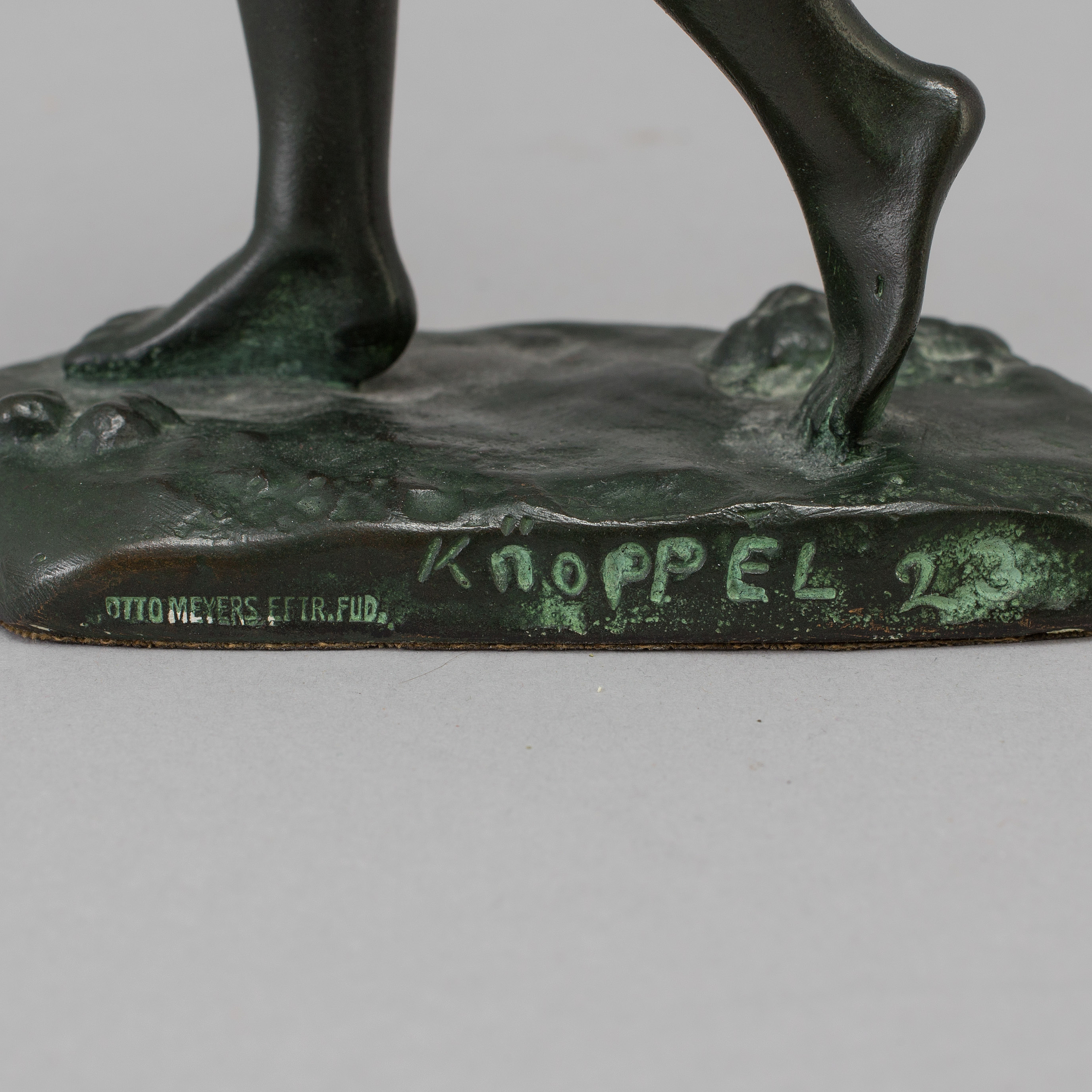 A bronze scupture by Arvid Knöppel. - Bukowskis