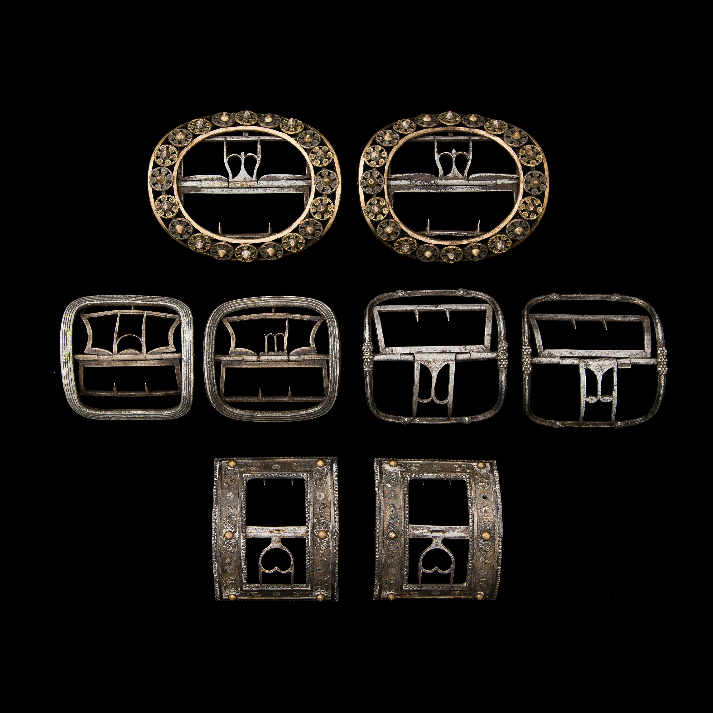 A SET OF EIGHT SHOE BUCKLES, metal, late 18th century/early 19th ...