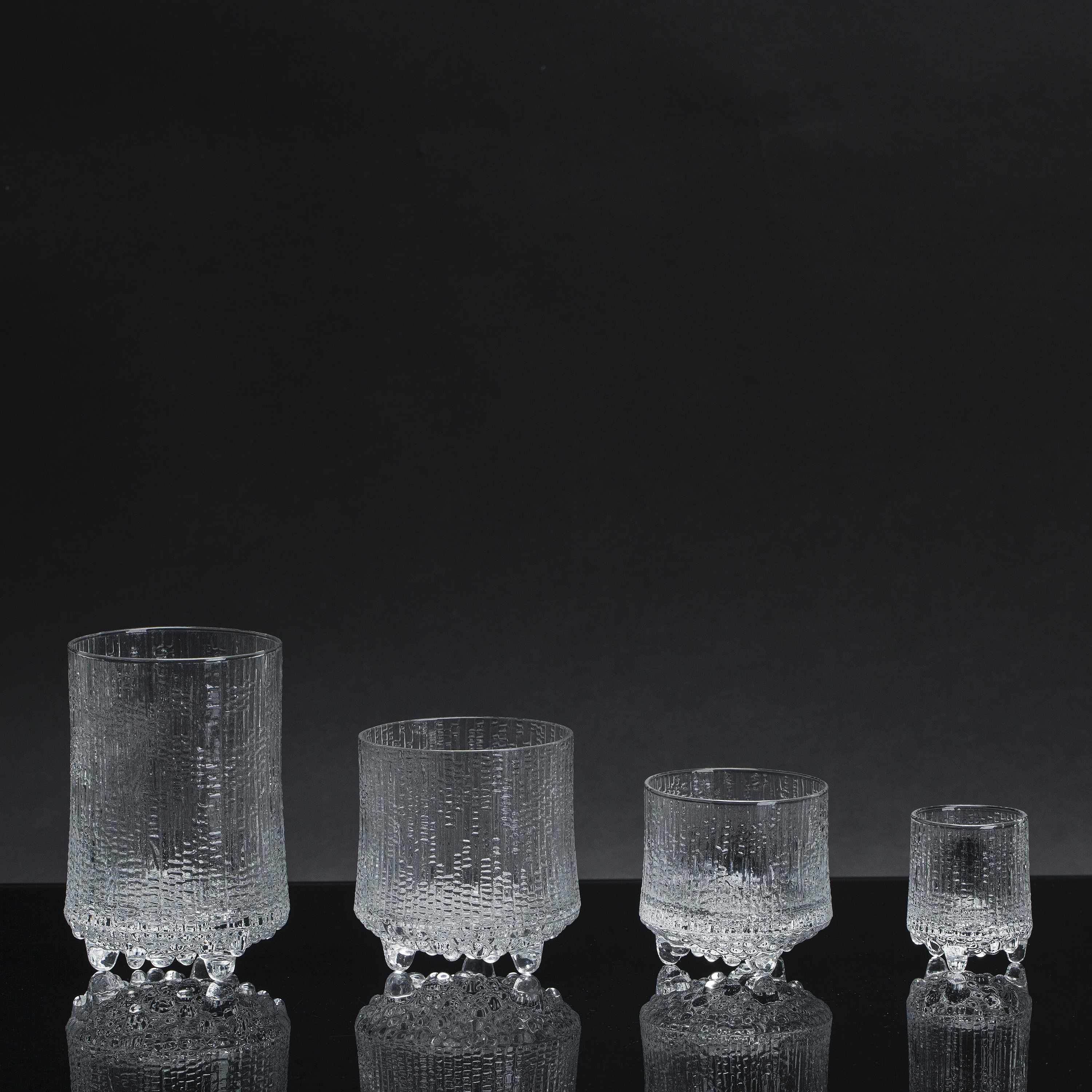 A 36 PIECES "ULTIMA THULE" GLASS SERVICE BY TAPIO WIRKKALA, Iittala ...