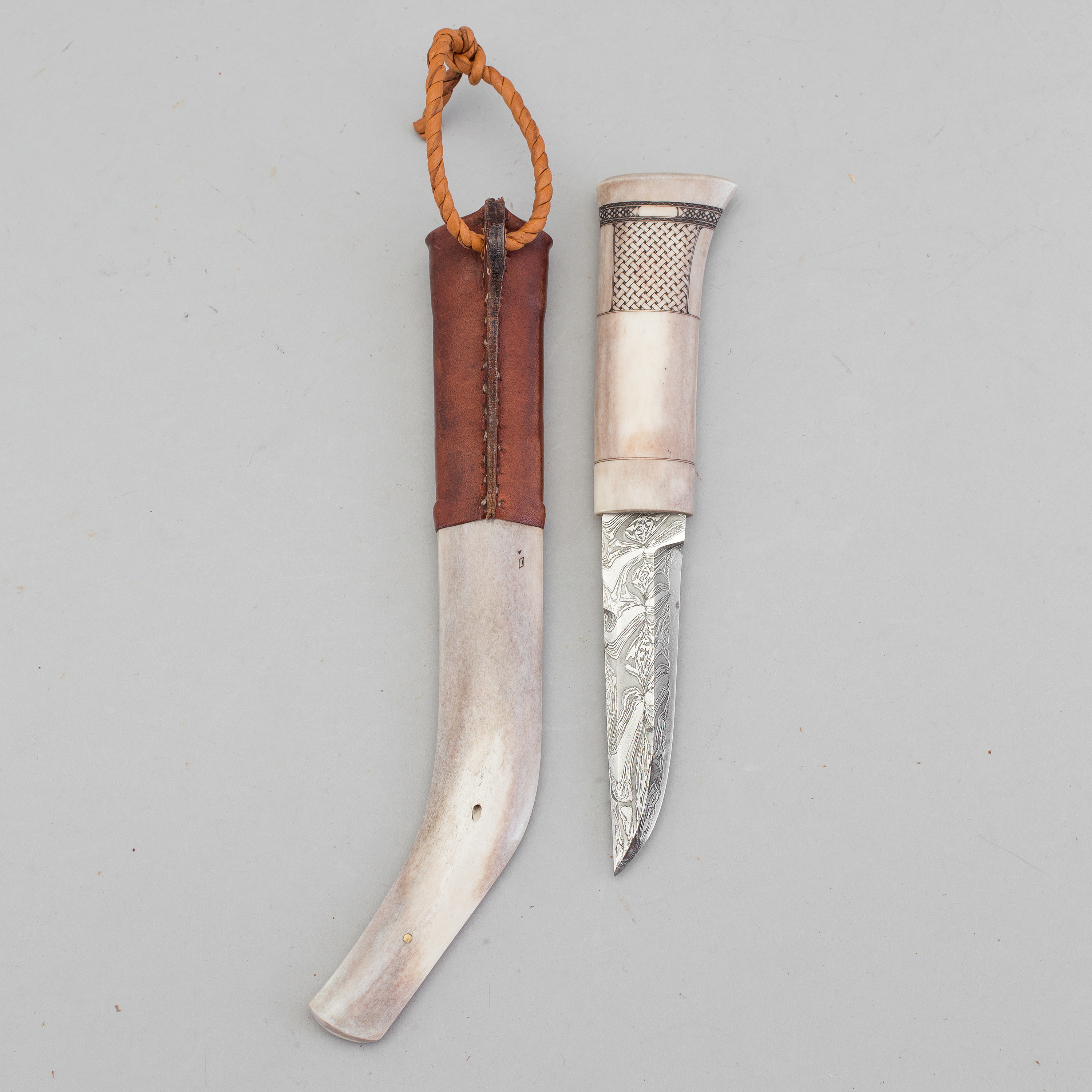 A traditional sami knife by Kay Isaksson in Lycksele. - Bukowskis