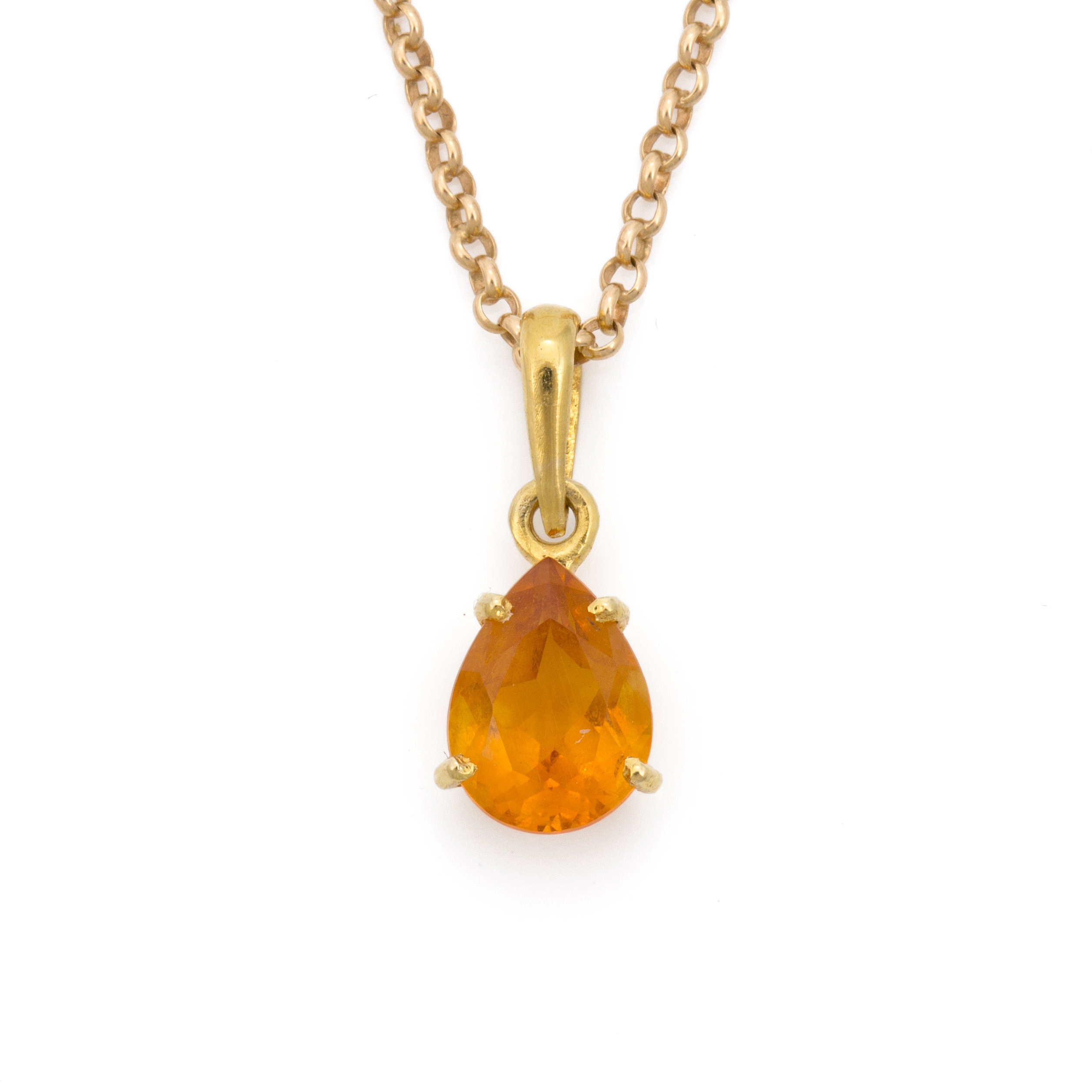 A circa 1,00ct pear shaped citrine pendant with chain. - Bukowskis