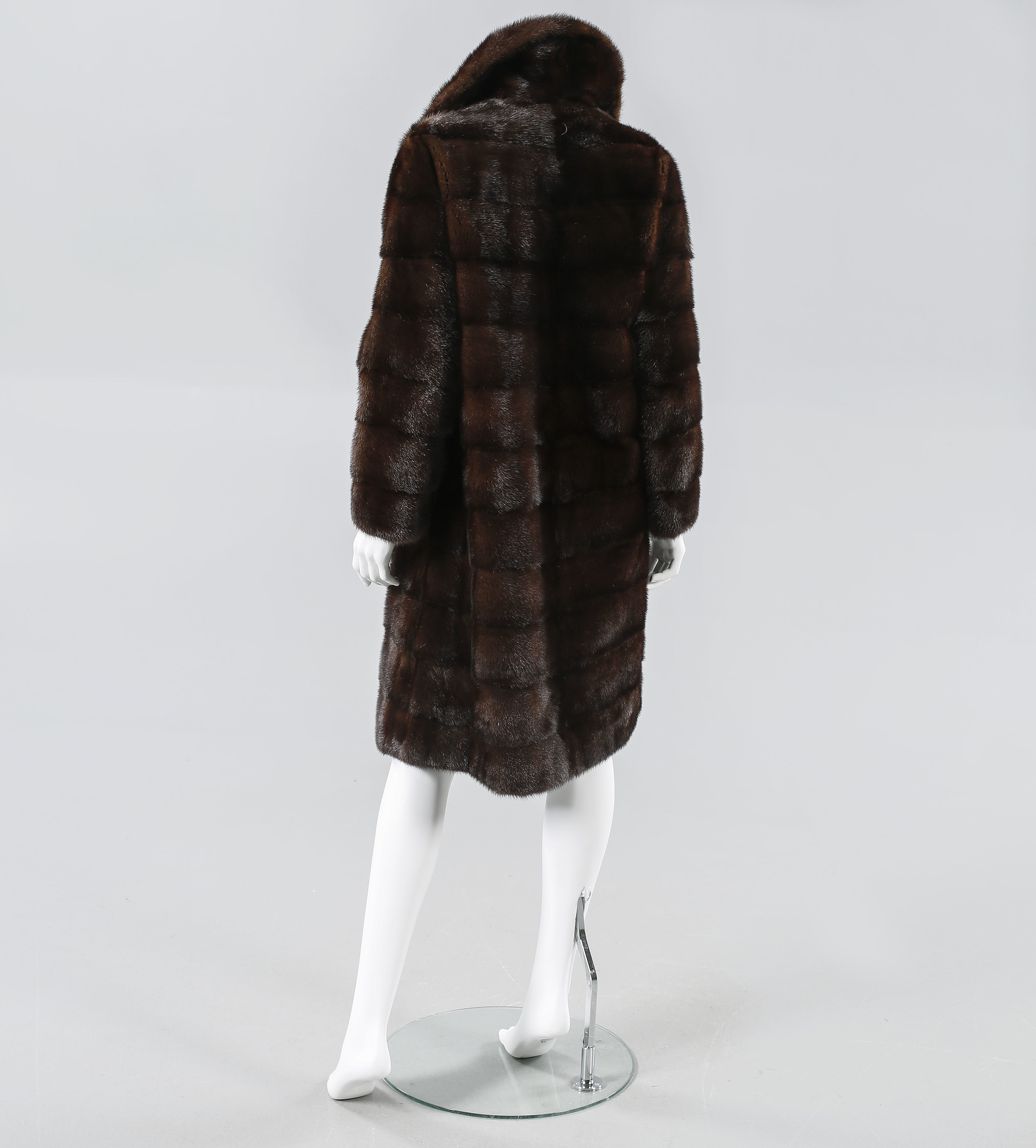 PÄLS, Saga Mink. - Bukowskis