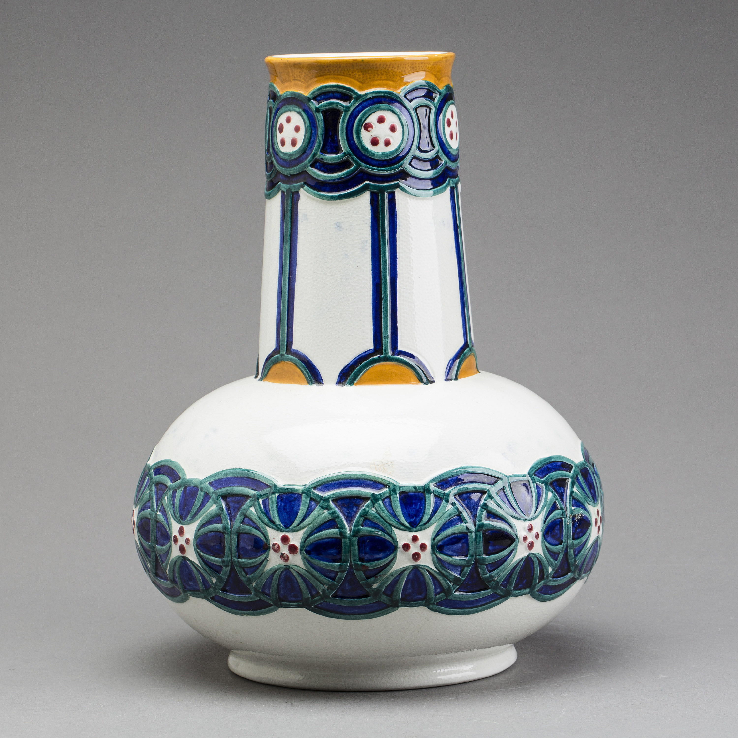 ALF WALLANDER, vas Rörstrand omkring 1900 fajans. - Bukowskis