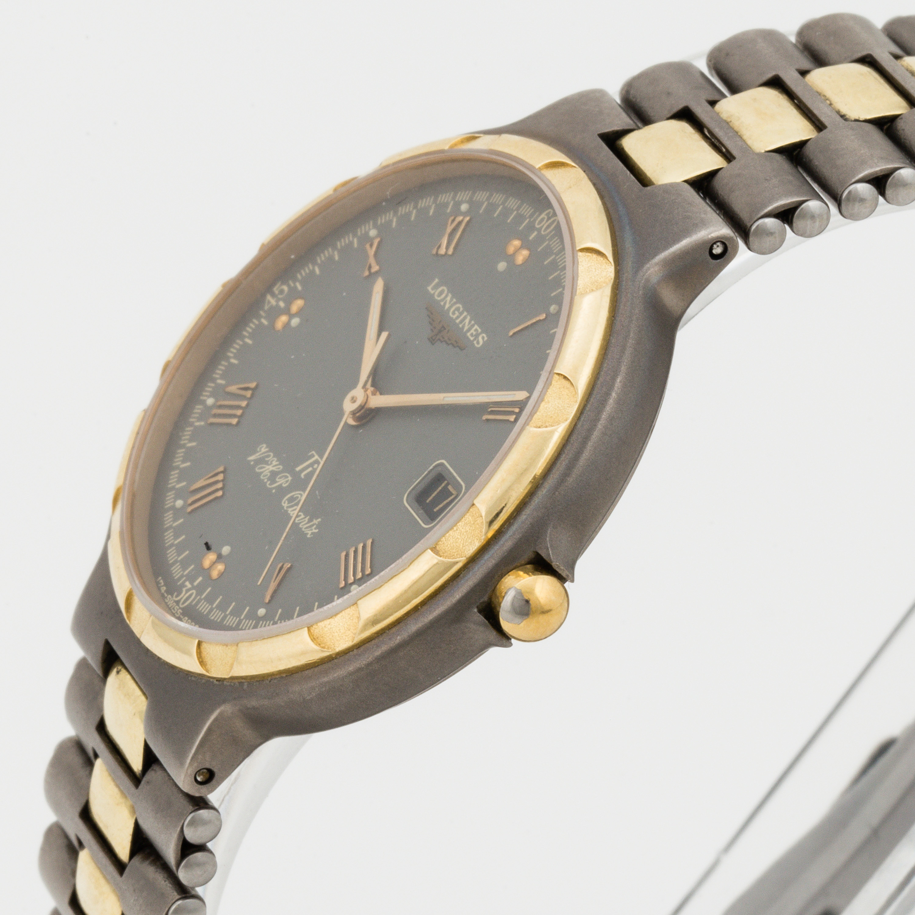 LONGINES, Conquest, Ti, V.H.P. wristwatch, 33 mm, - Bukowskis