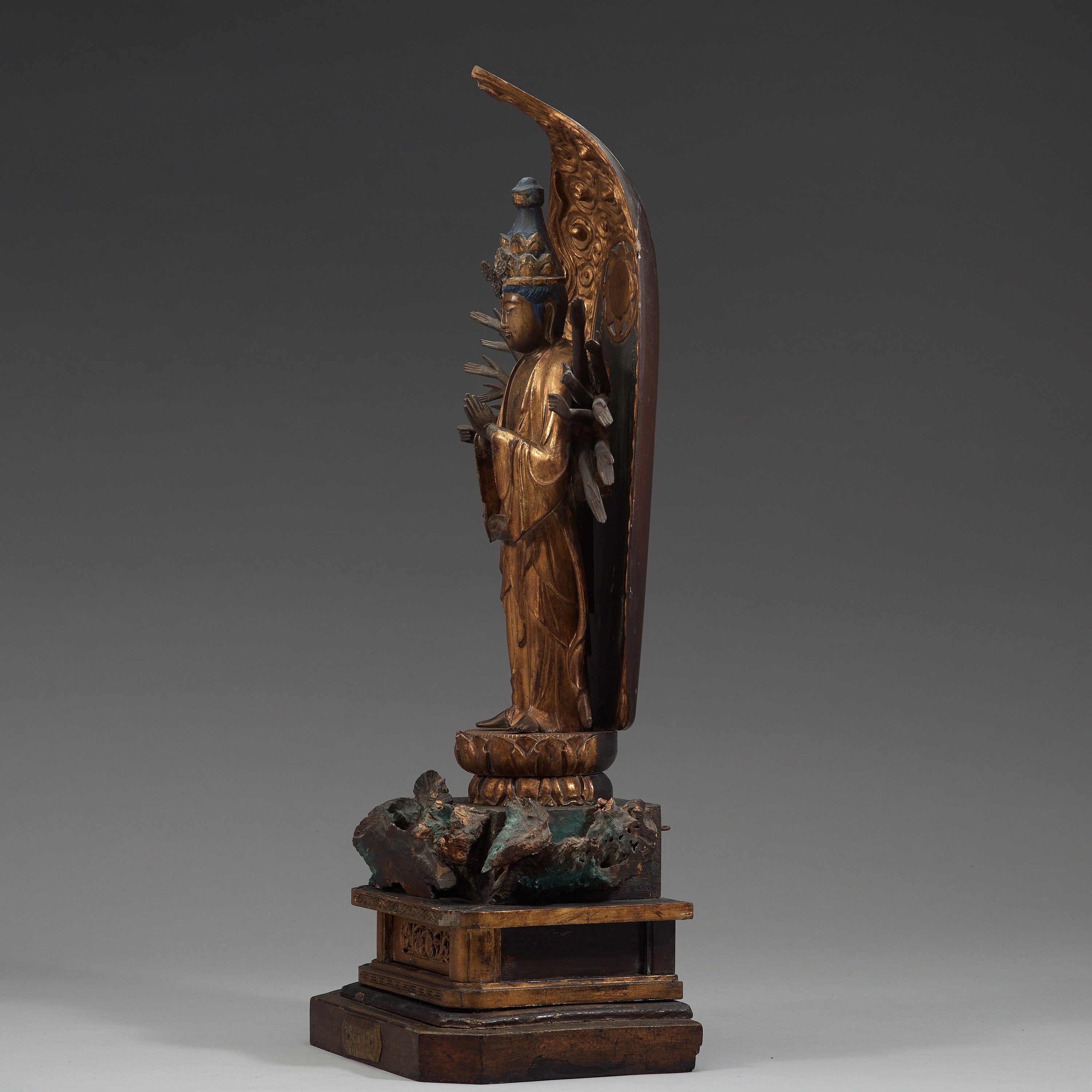 A Japanese wooden sculpture of Bodhisattva Kannon Senju, Edo period ...