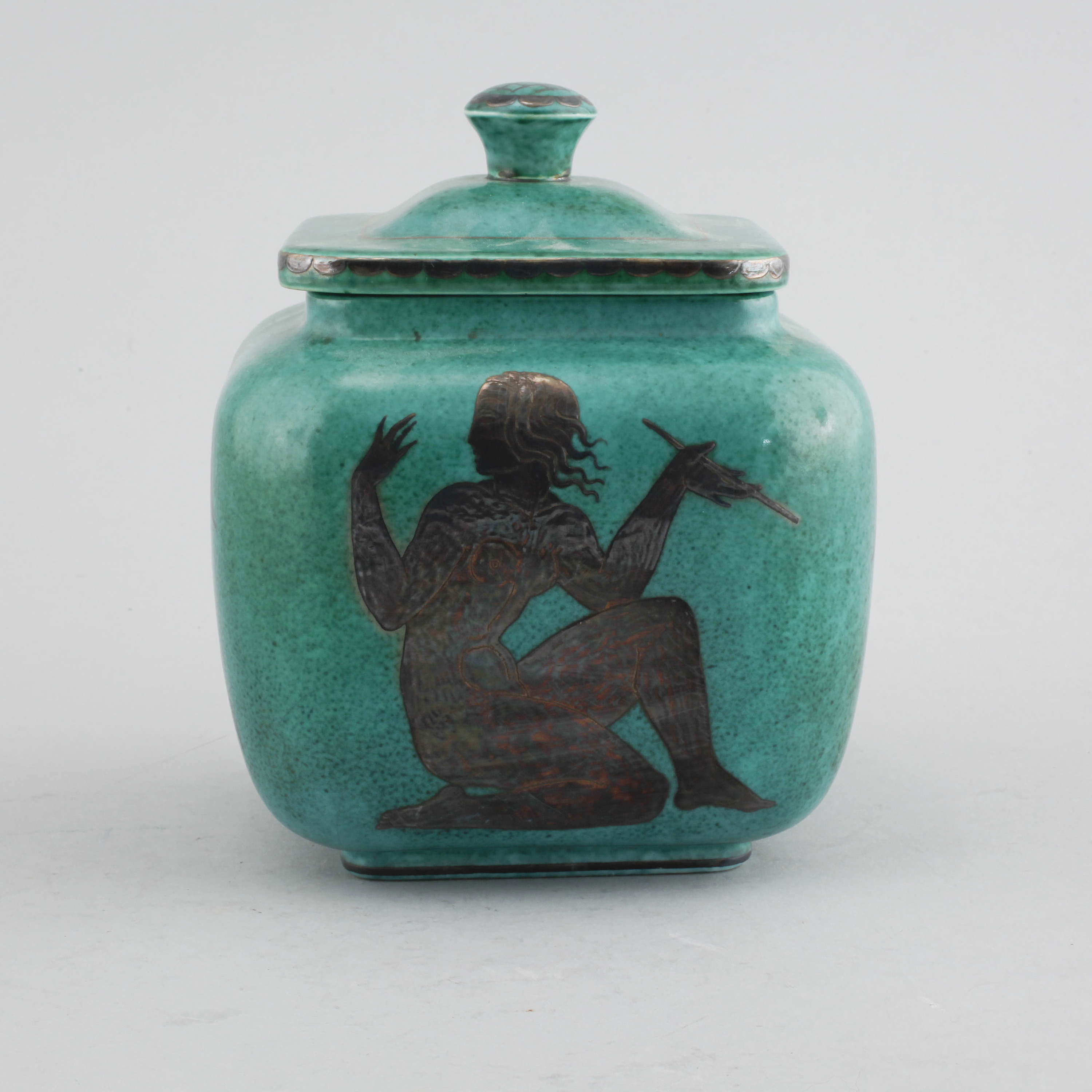 WILHELM KÅGE, a stoneware box with lid, "Argenta", mid 20th century ...