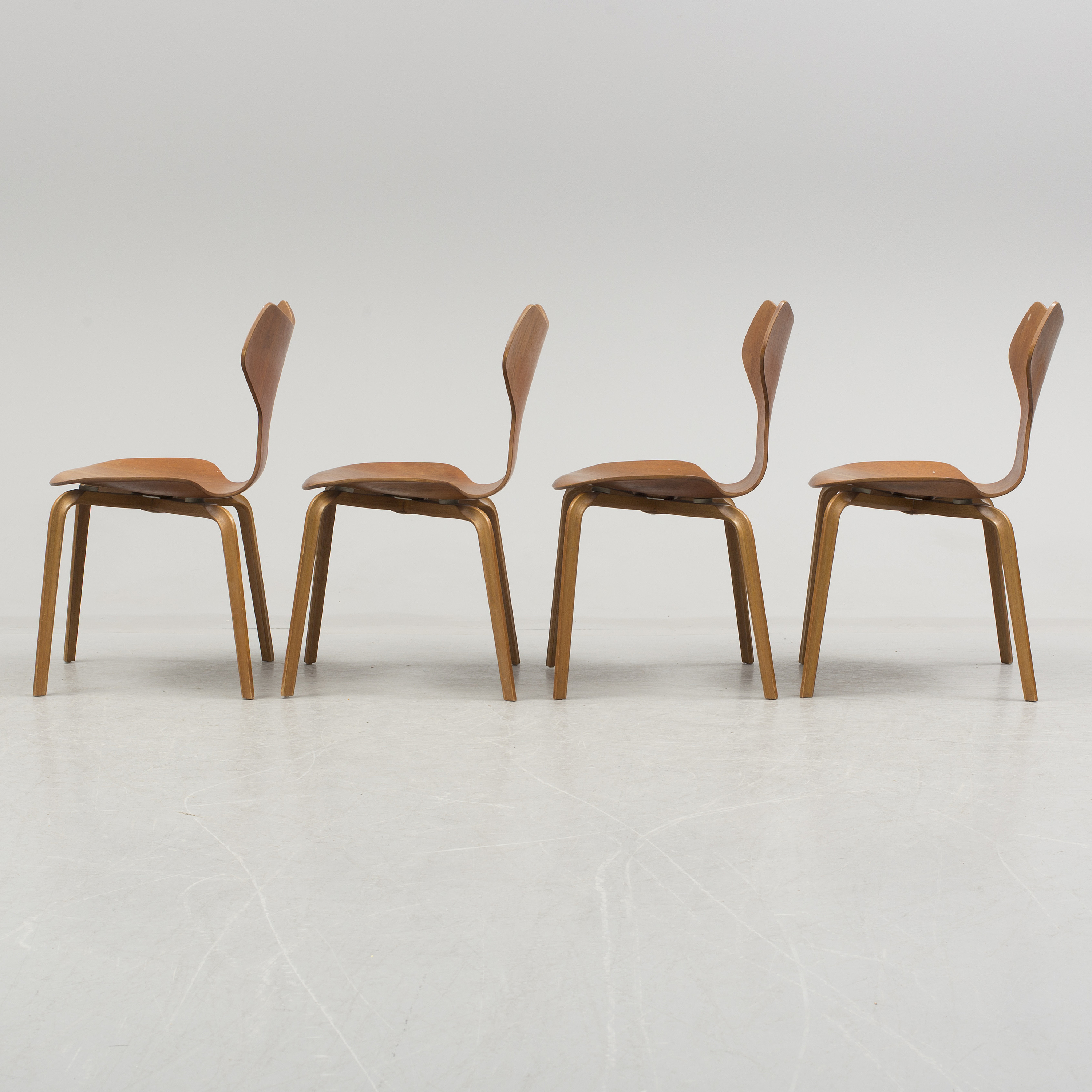 Four 'Grand Prix' chairs by Arne Jacobsen for Fritz Hansen, Denmark ...