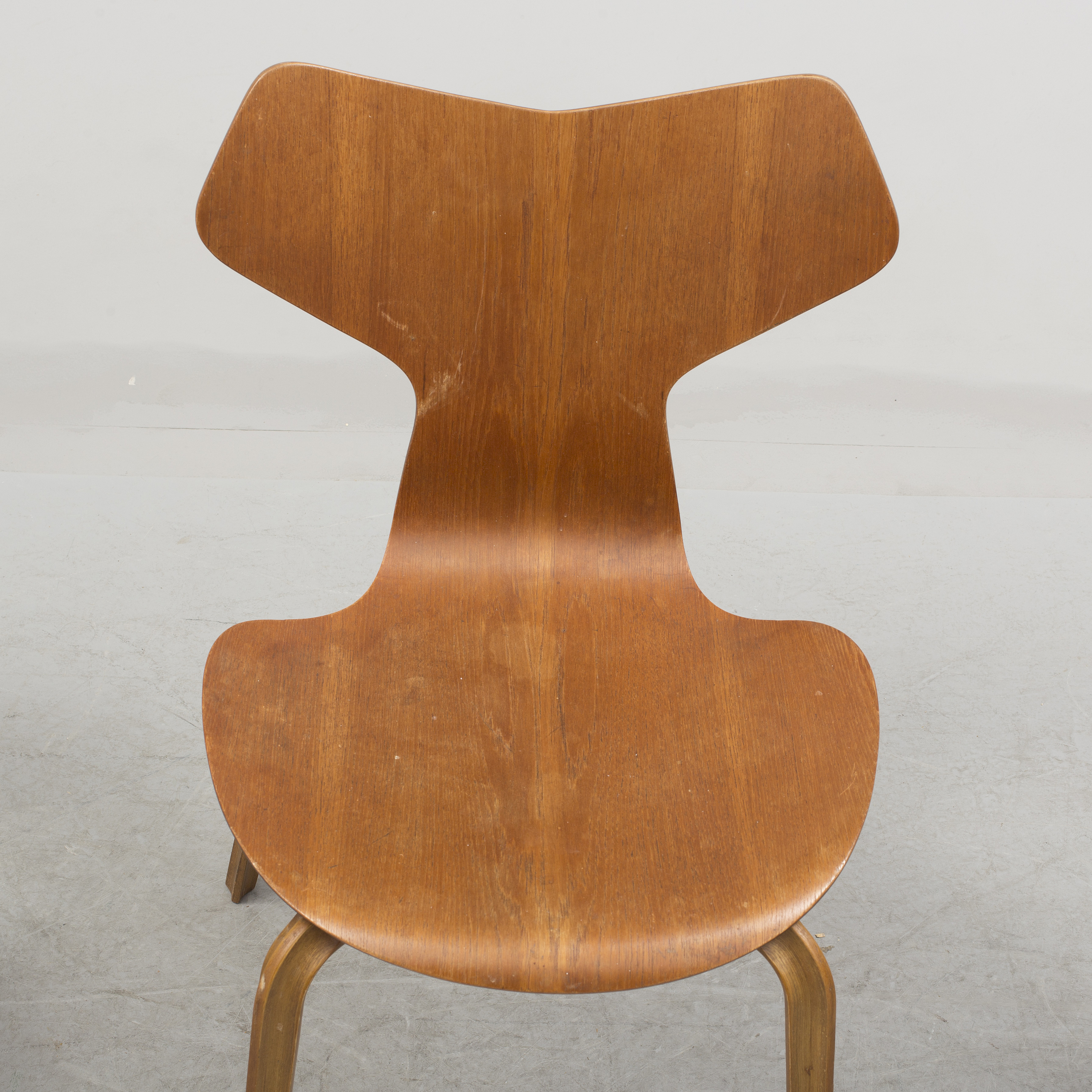 Four 'Grand Prix' chairs by Arne Jacobsen for Fritz Hansen, Denmark ...