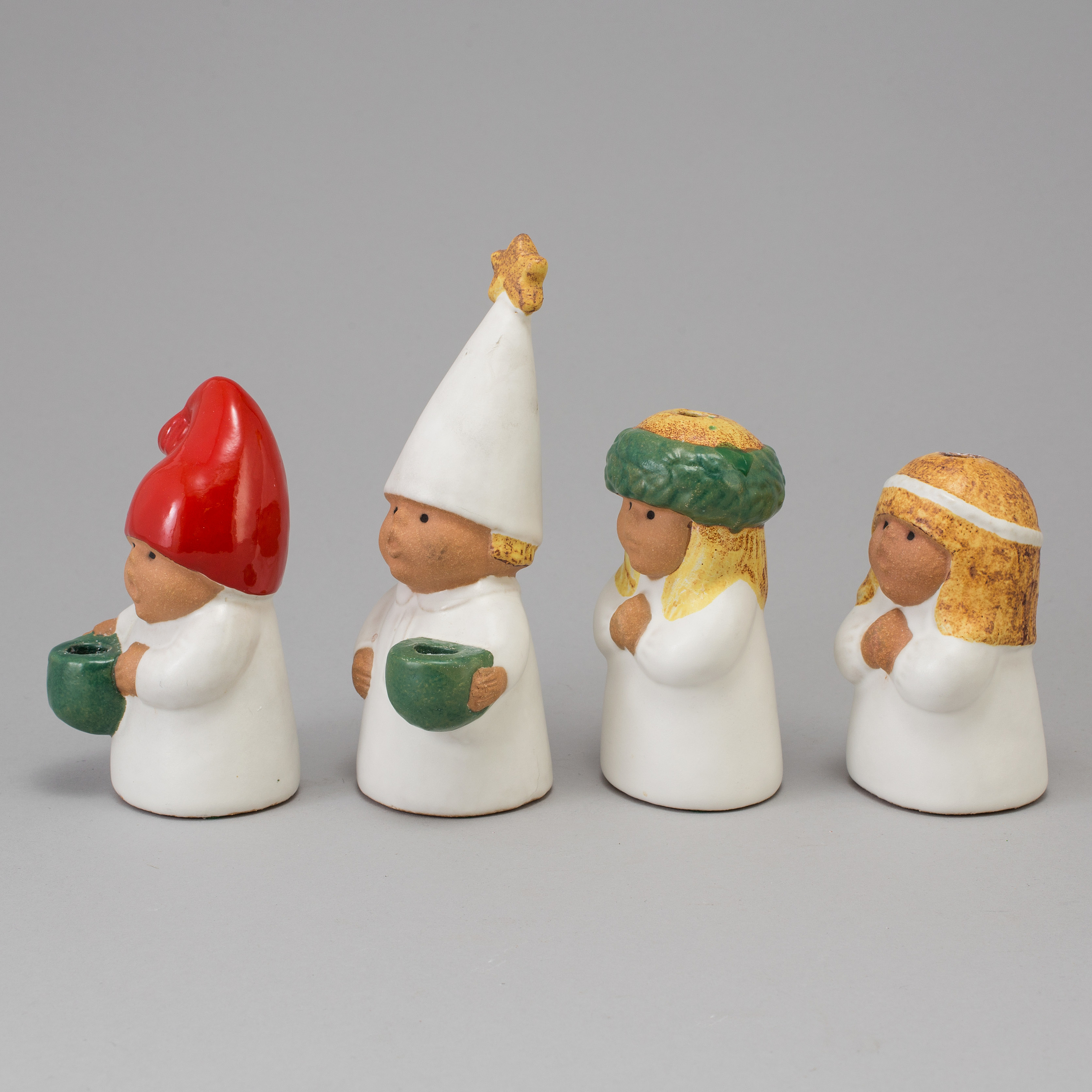 LISA LARSON, fyra delar, stengods, Rörstrand. - Bukowskis