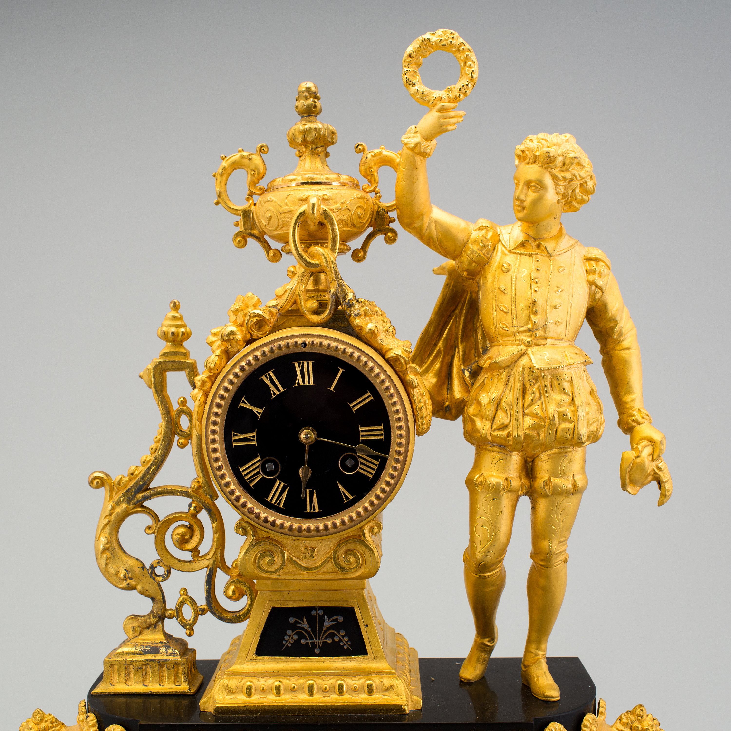 A PH Mourey mantel clock from the late 19th Century. - Bukowskis