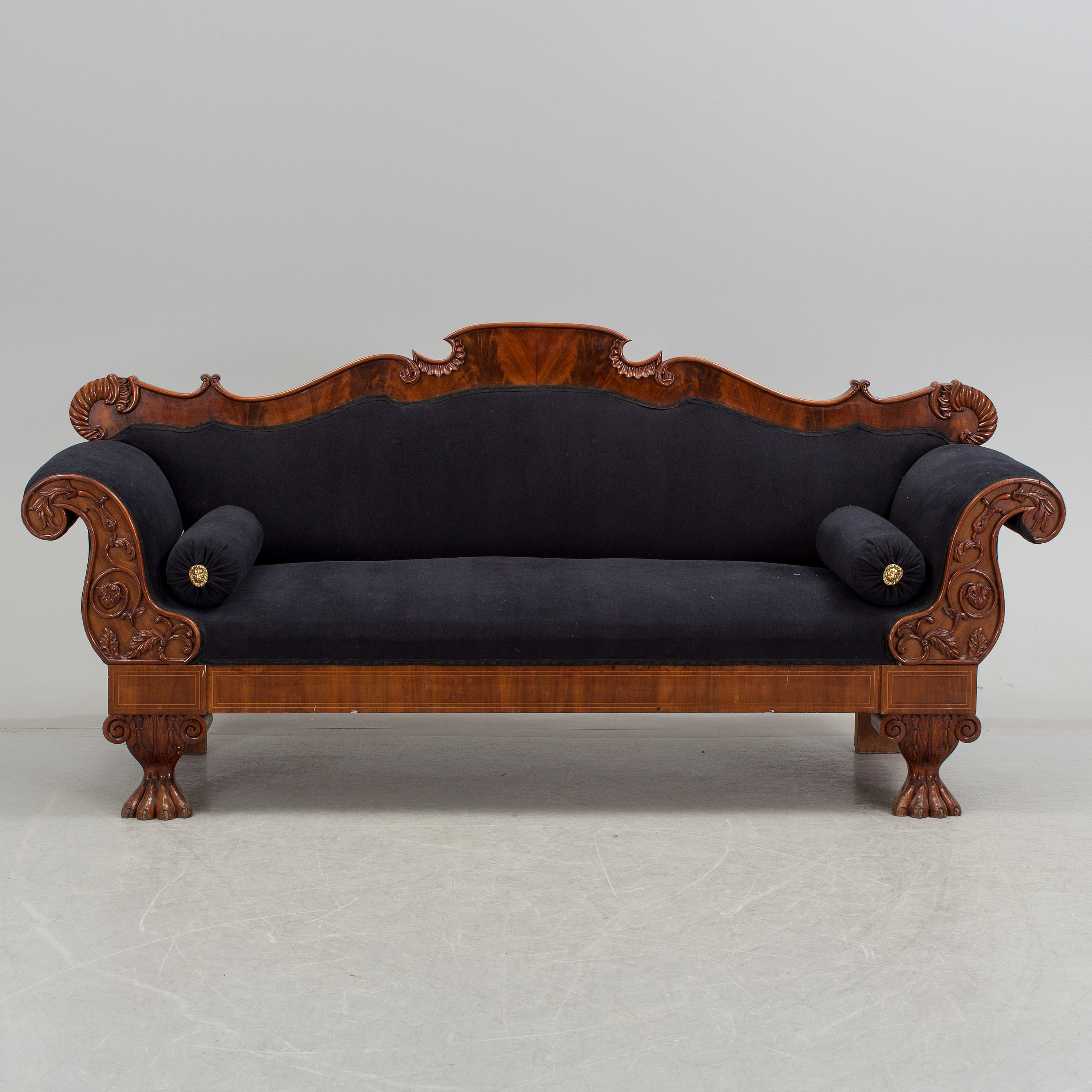 A baltic mahogany sofa, empire/late empire, 1830´s/40´s. - Bukowskis