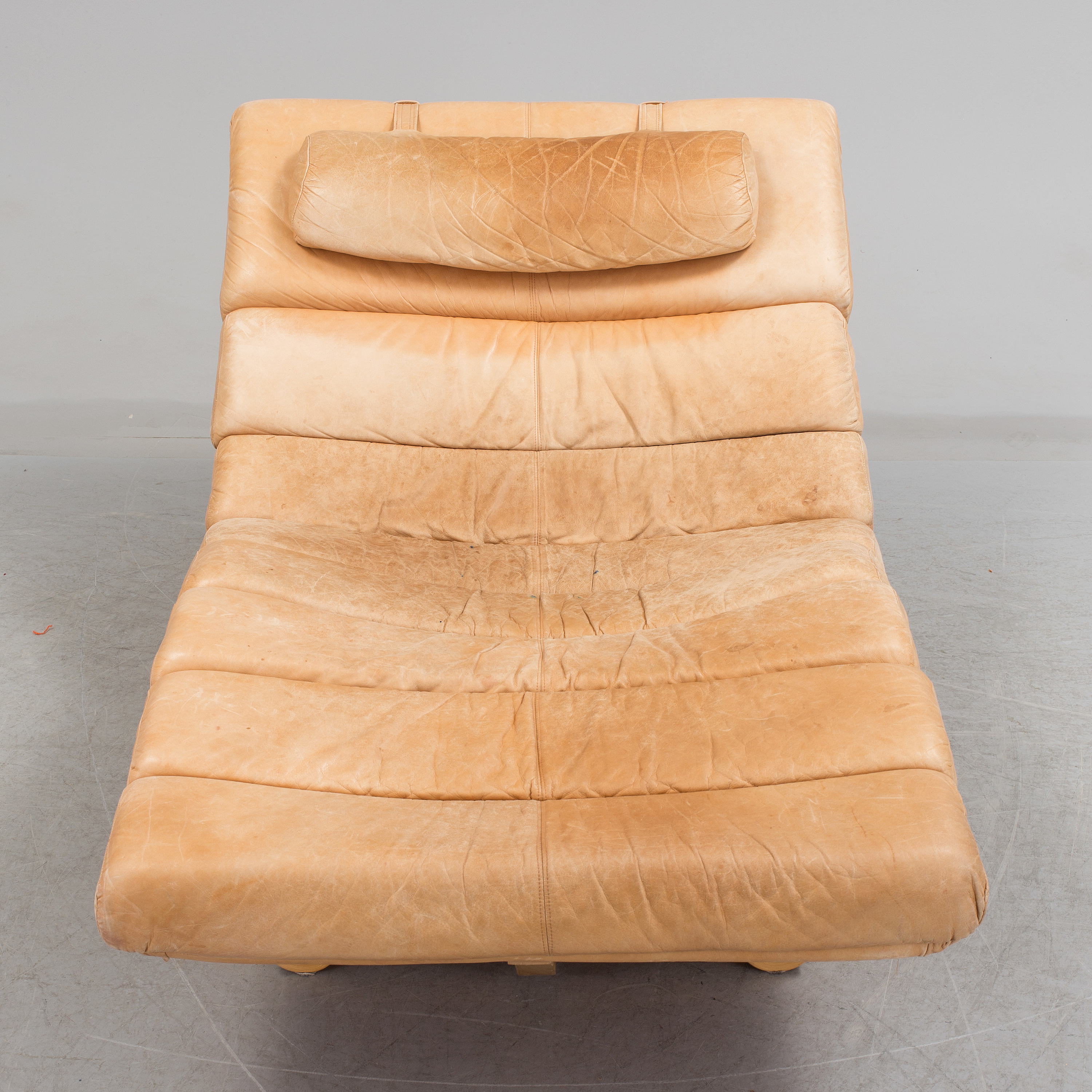A birch and leather recliner, 1980's. - Bukowskis