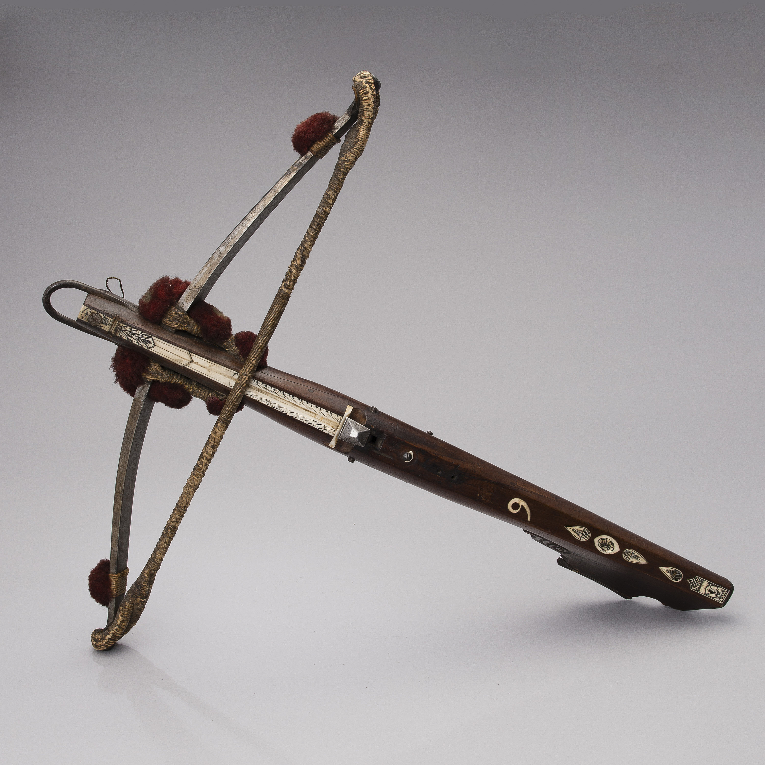 A mid 18th century crossbow. - Bukowskis