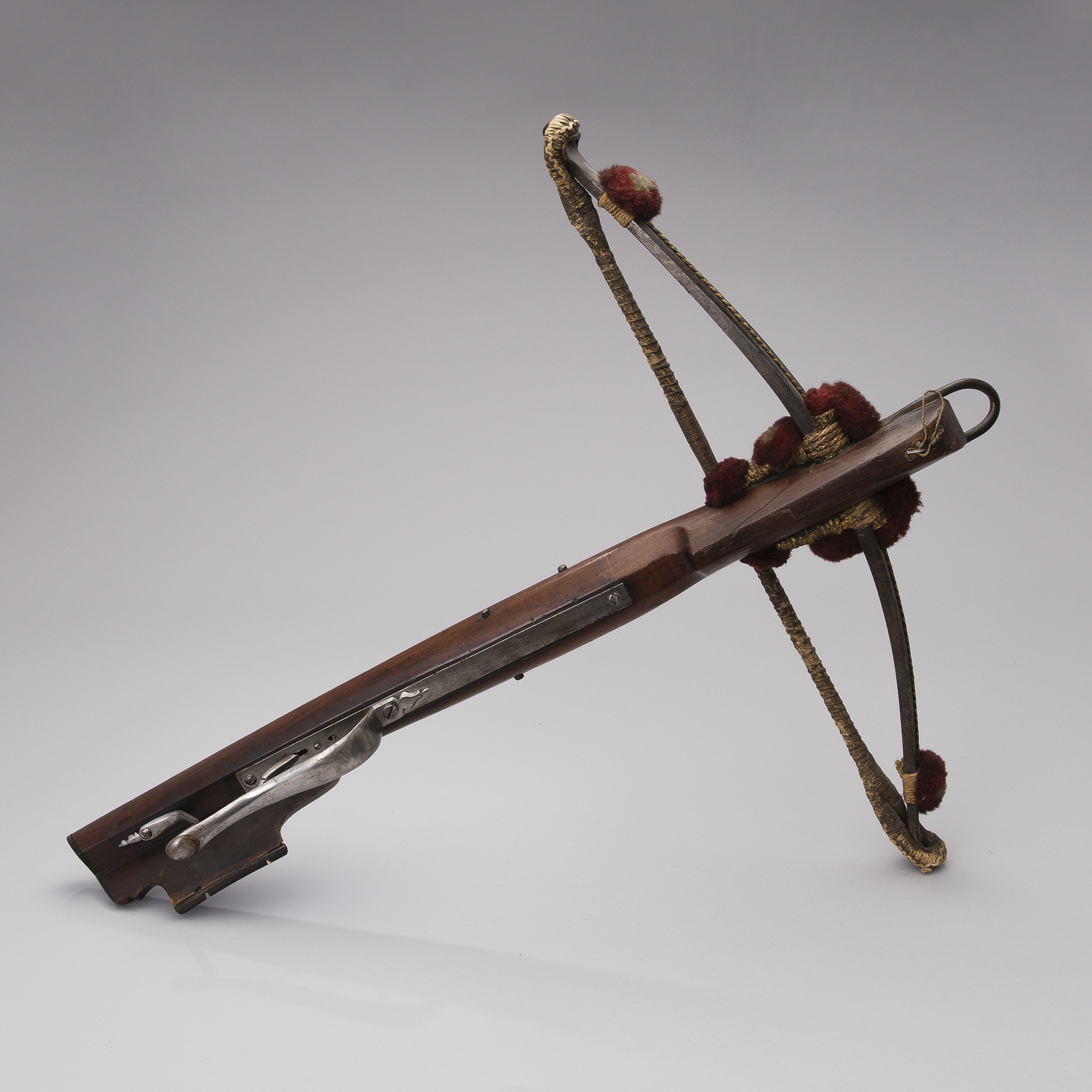 A mid 18th century crossbow. - Bukowskis