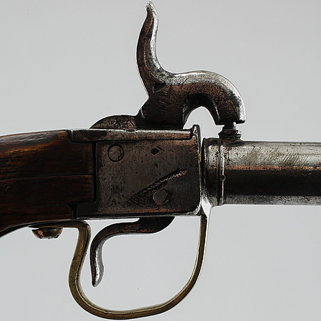 A 19th century caplock/percussion lock pistol. - Bukowskis