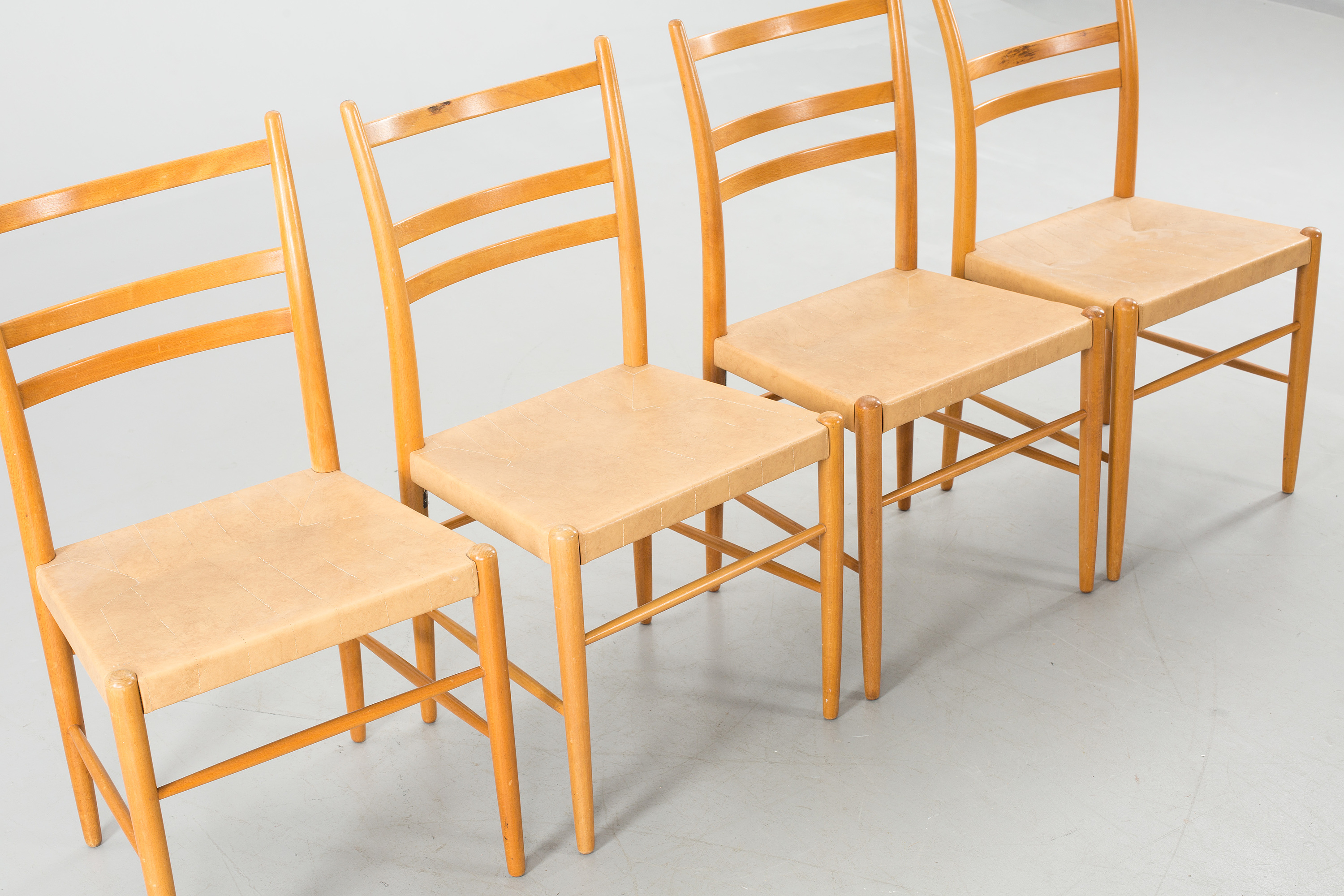 A SET OF FOUR "GRACELL" CHAIRS DESIGNED BY YNGVE EKSTRÖM FOR GEMLA. - Bukowskis