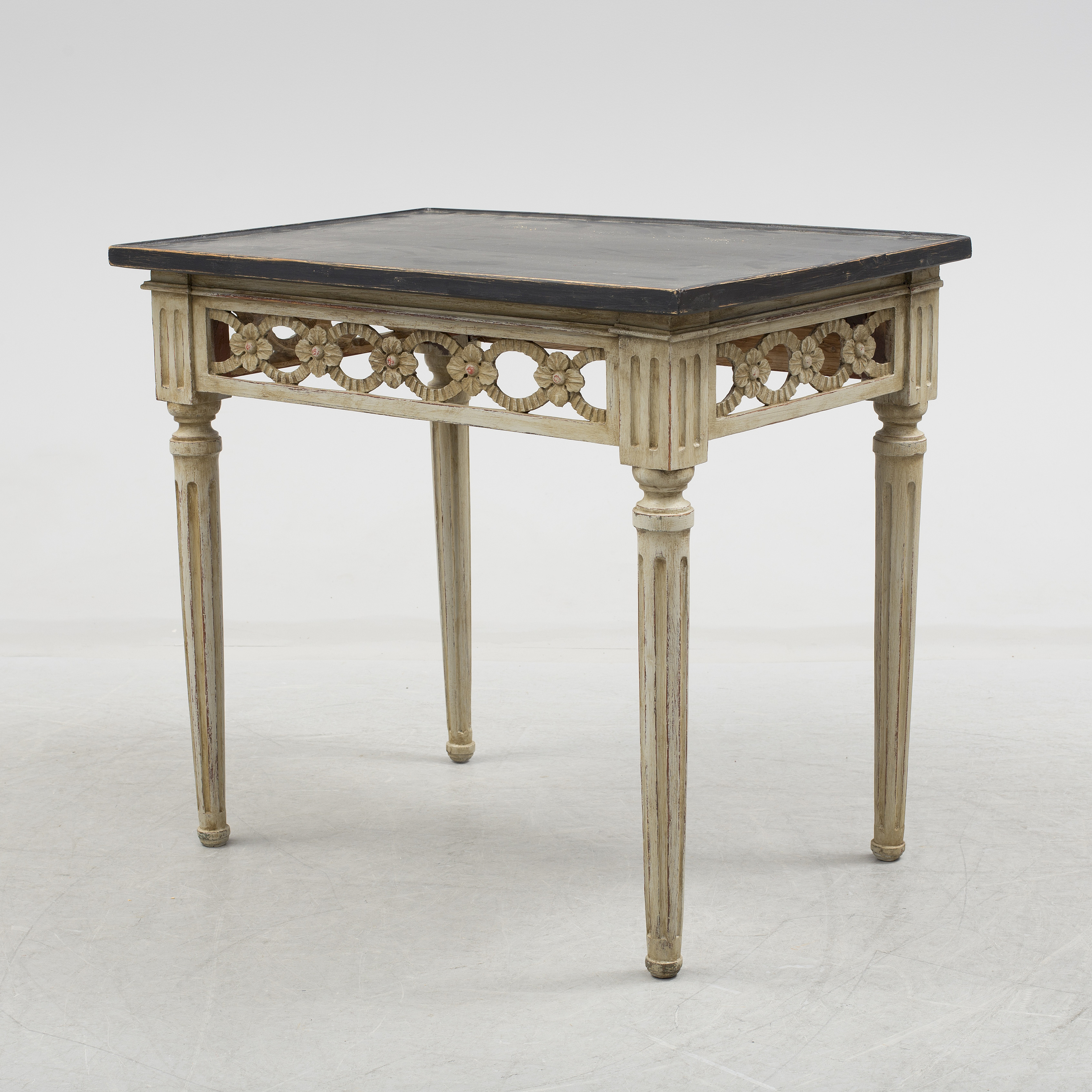 A late 1700s console table. - Bukowskis