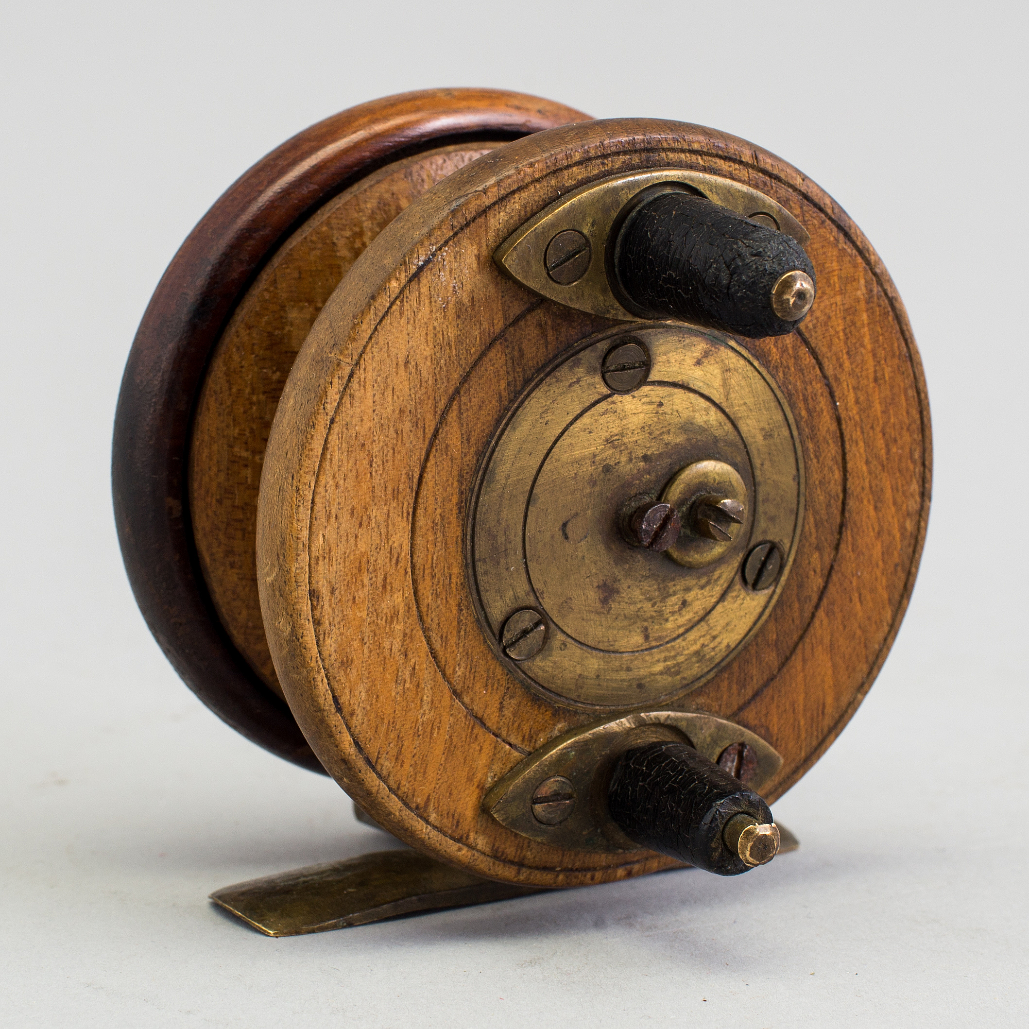 A fishing reel, probably England, second half of the 19th century ...