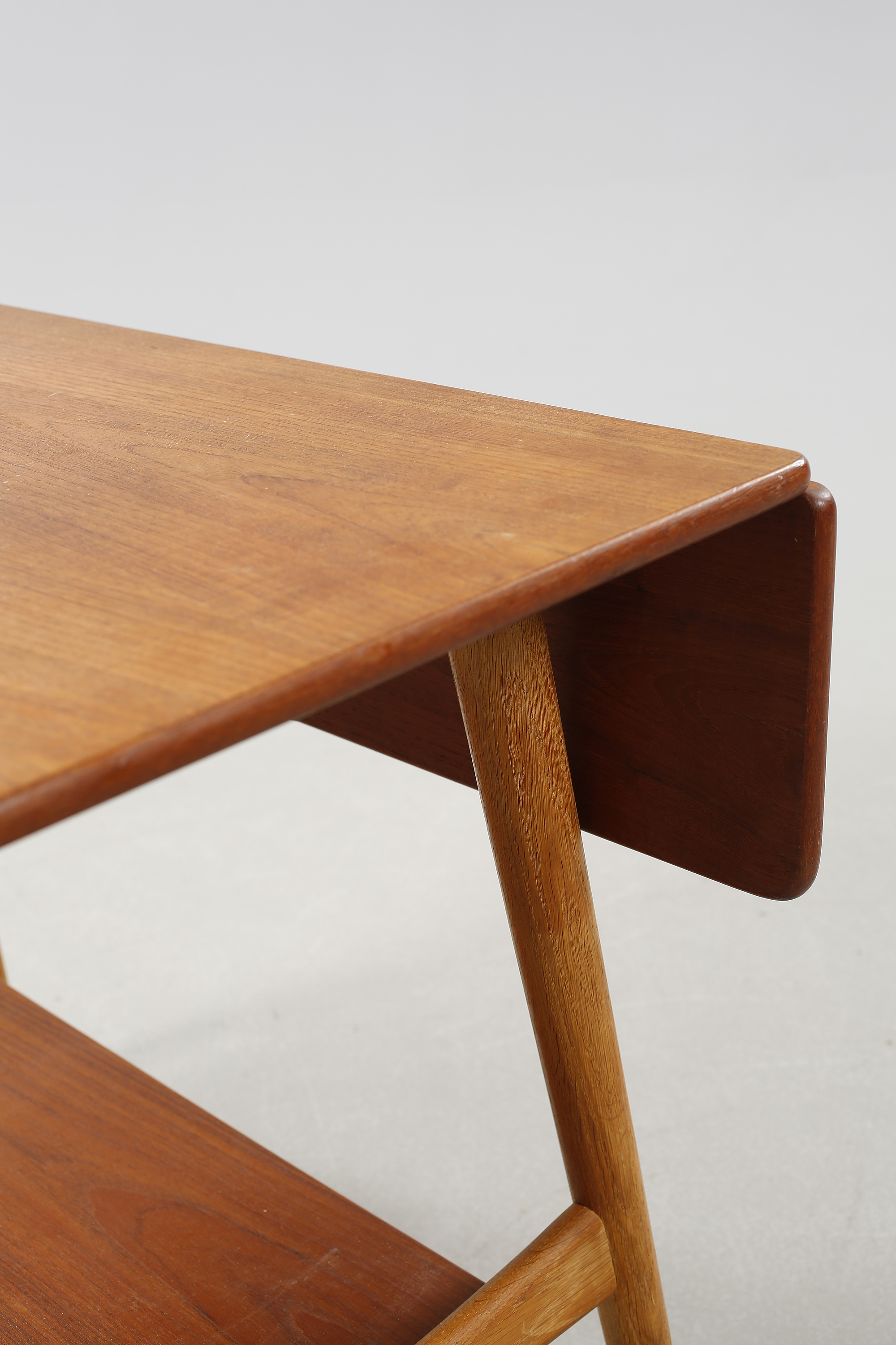 A flap table / trolley, designed by Hans J. Wegner for Andreas Tuck ...