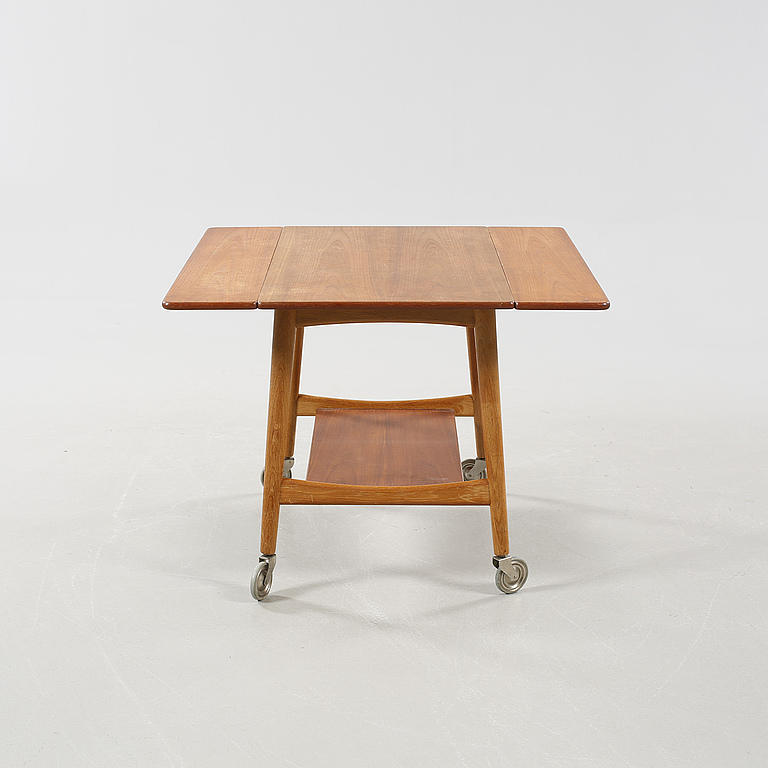 A flap table / trolley, designed by Hans J. Wegner for Andreas Tuck ...